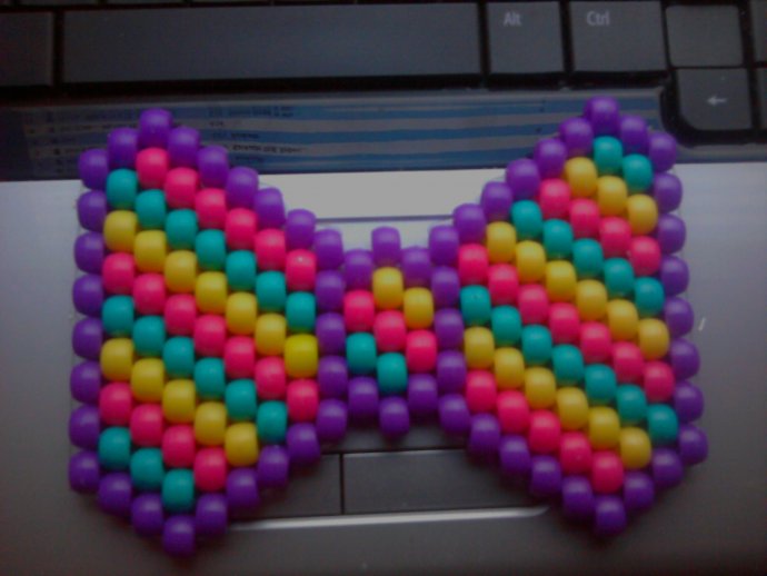 Kandi Bow by Pluraroundtheworld - Kandi Photos on Kandi Patterns