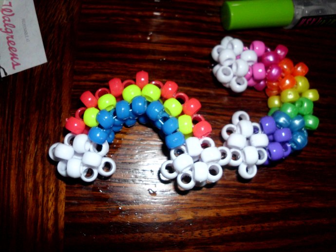 3D Kandi Rainbows by TheMorticiansDaughter - Kandi Photos on Kandi Patterns