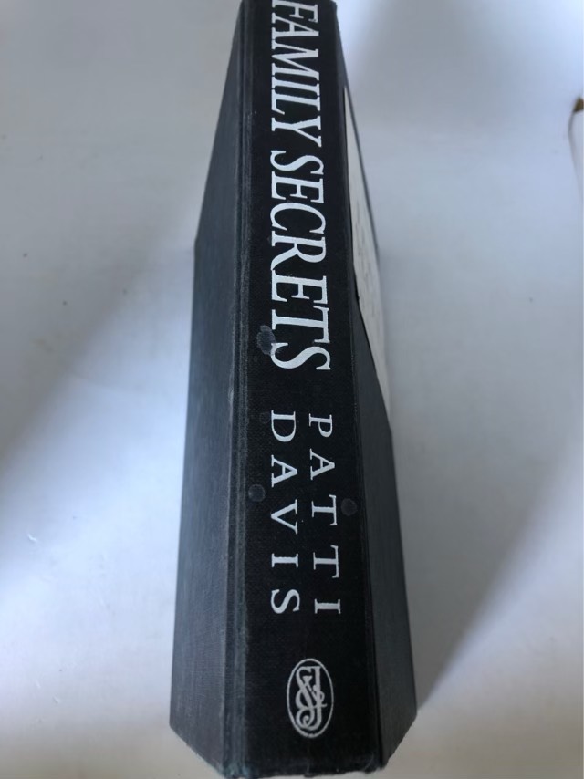 Biographies & Memoirs - Family Secrets, An autobiography - Patti Davis ...