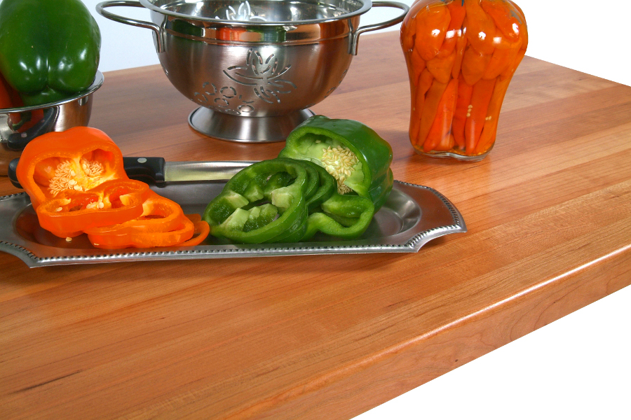 Edge-grain-style-oak-butcher-block-countertops