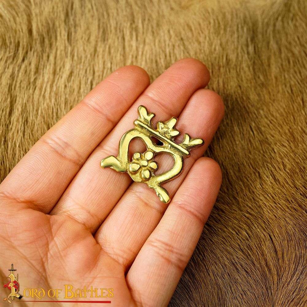 Medieval Crown Belt Studs / Conchos - Set of 5