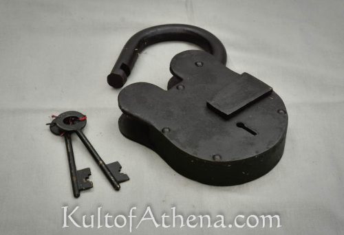 Giant Medieval Iron Padlock - Kult of Athena