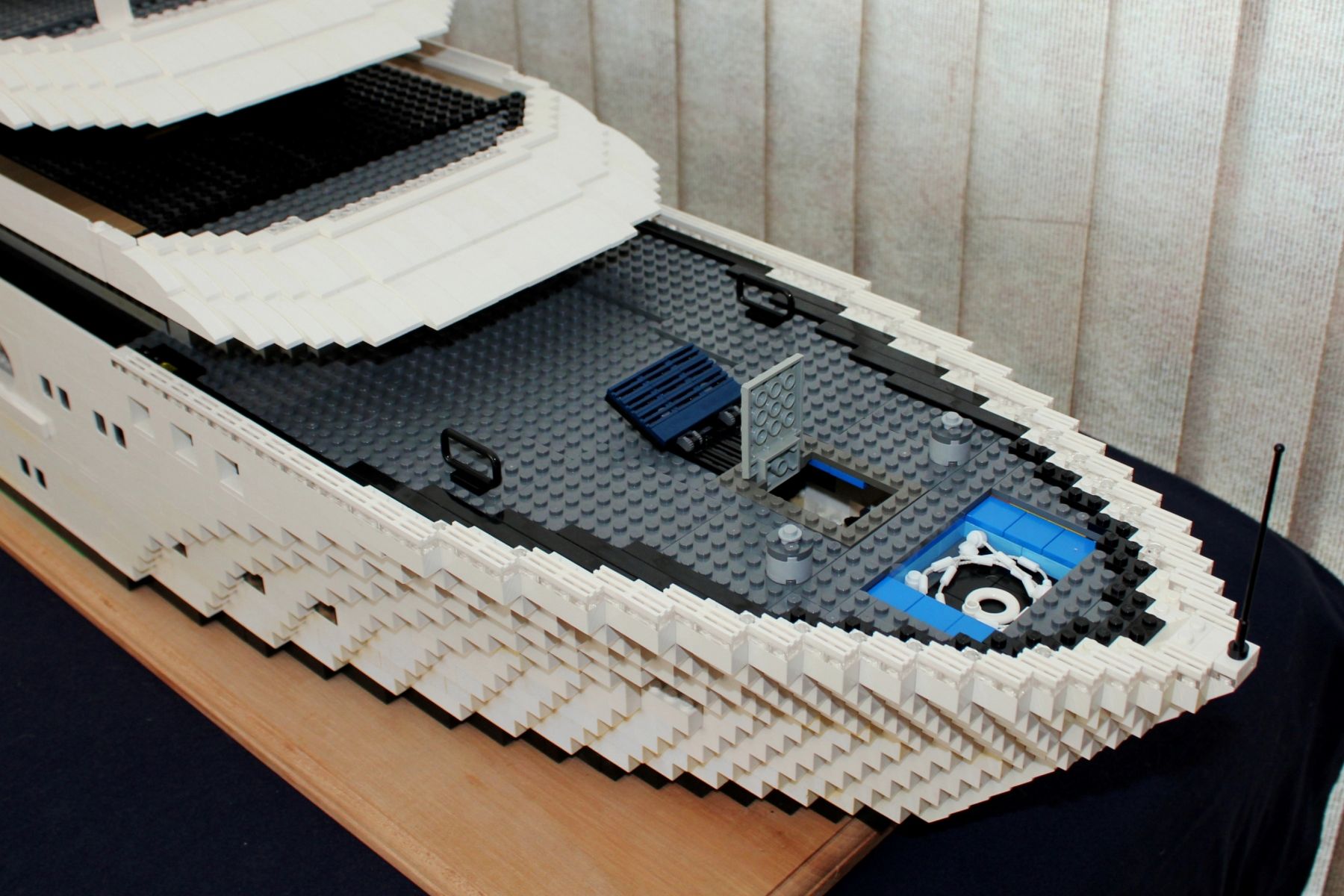 LEGO Mega-Yacht - Keith Orlando