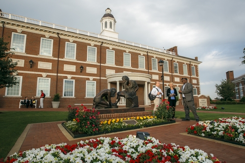 Dallas Baptist University, Dallas, Texas - College Overview