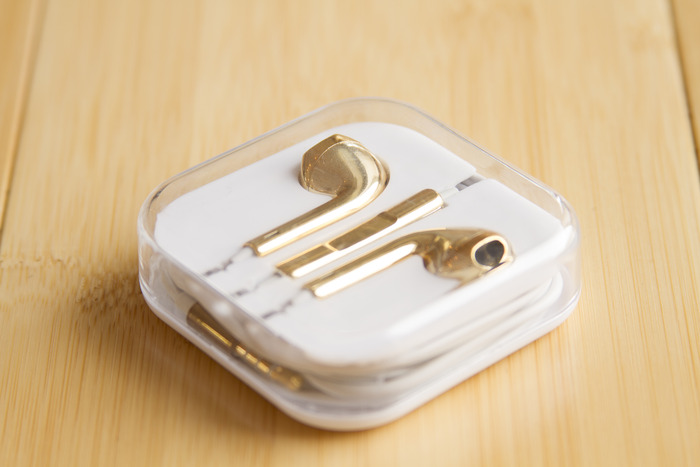 Gold Earphones, For Everyone by Gold Earphones — Kickstarter