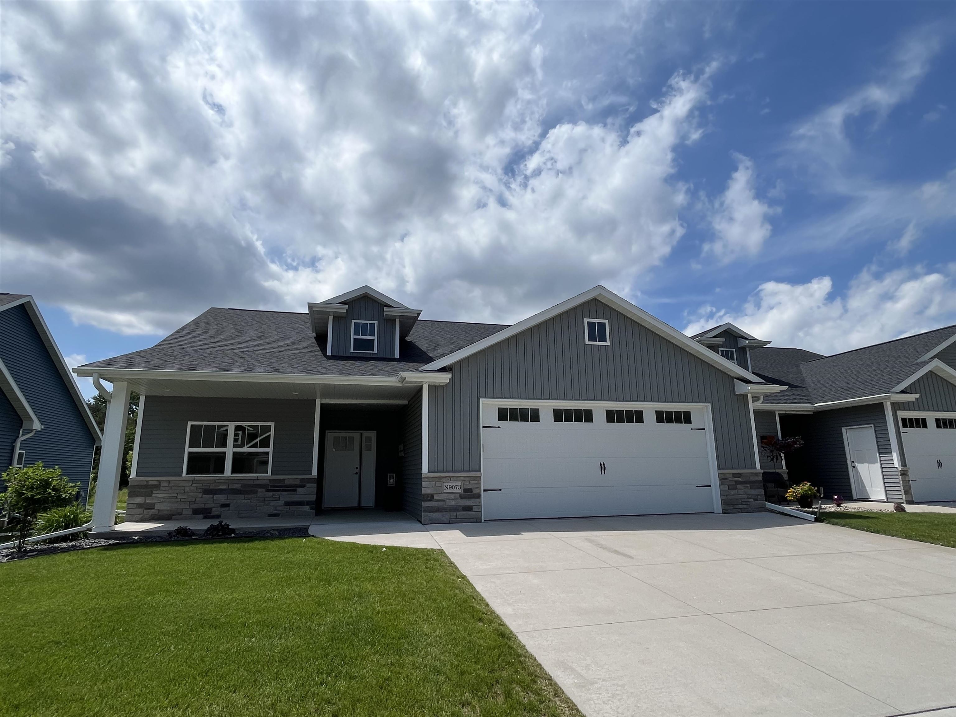 N9073 SOUTHTOWNE Drive, Menasha, Village Of Harrison, WI 54952 ...