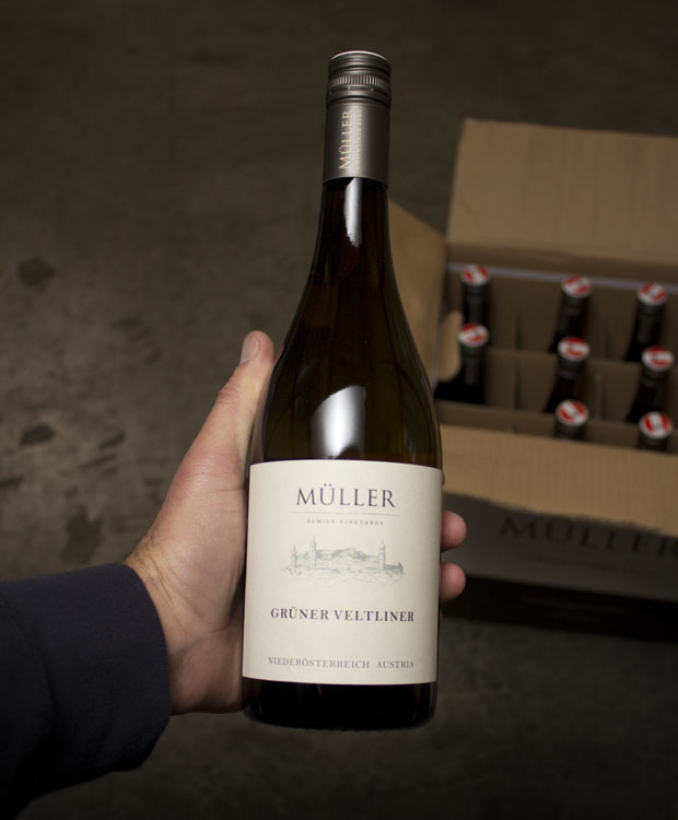 Last Bottle - Muller Family Vineyards Gruner Veltliner Niederosterreich ...
