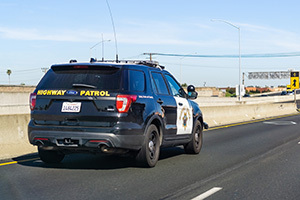 Evading Police by Driving Opposite of Traffic | VC 2800.4
