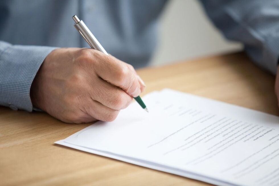 What is a Will Codicil? When to Amend vs. Write a New Will | Peach ...