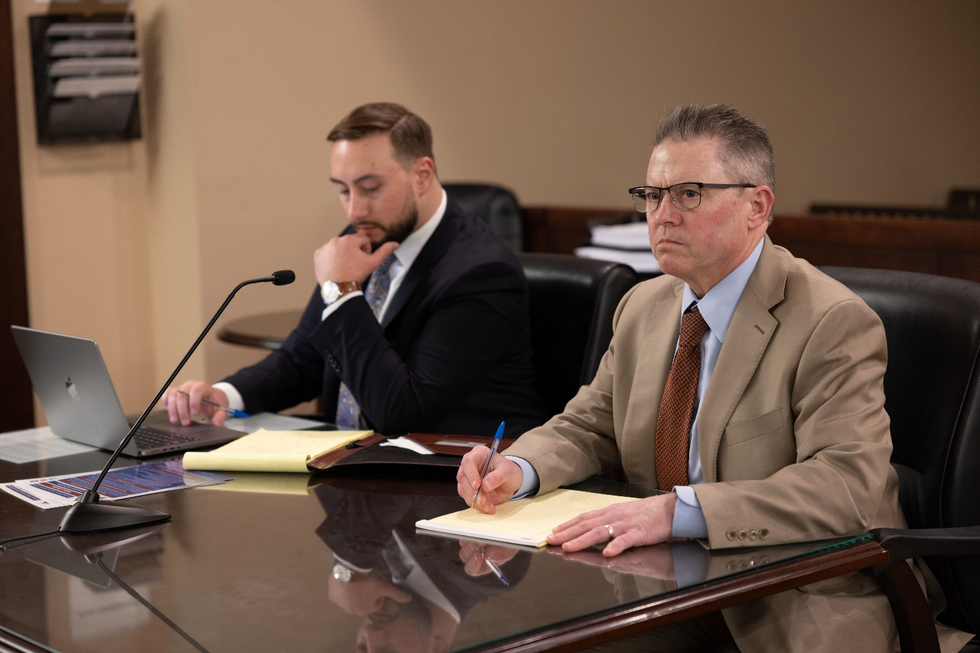 7 Essential Tips for Choosing the Right Criminal Defense Attorney in ...