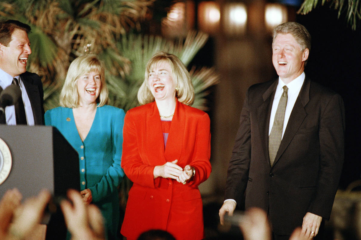 Hillary Clinton’s Florida foundation: loyalty, longevity and Bill ...