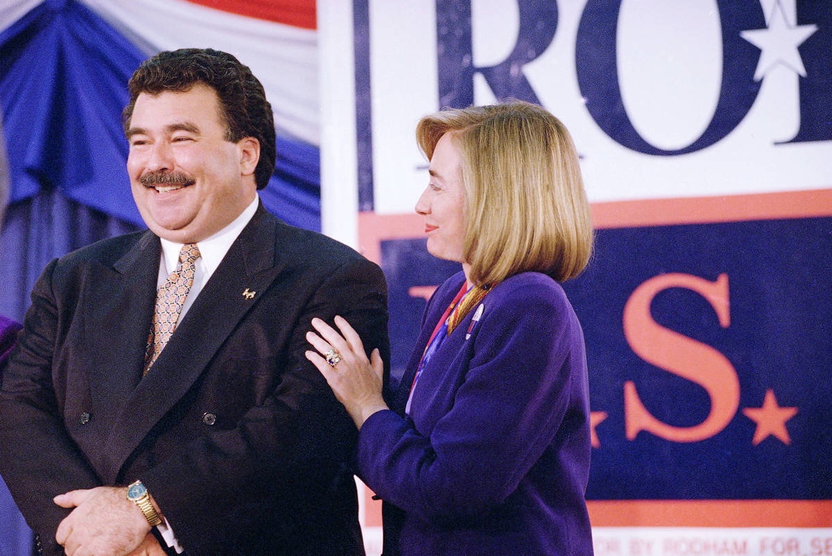 Hillary Clinton’s Florida foundation: loyalty, longevity and Bill ...