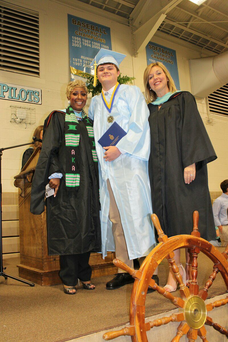 Fulton County High School Class of 2021 Graduation photos to view and share