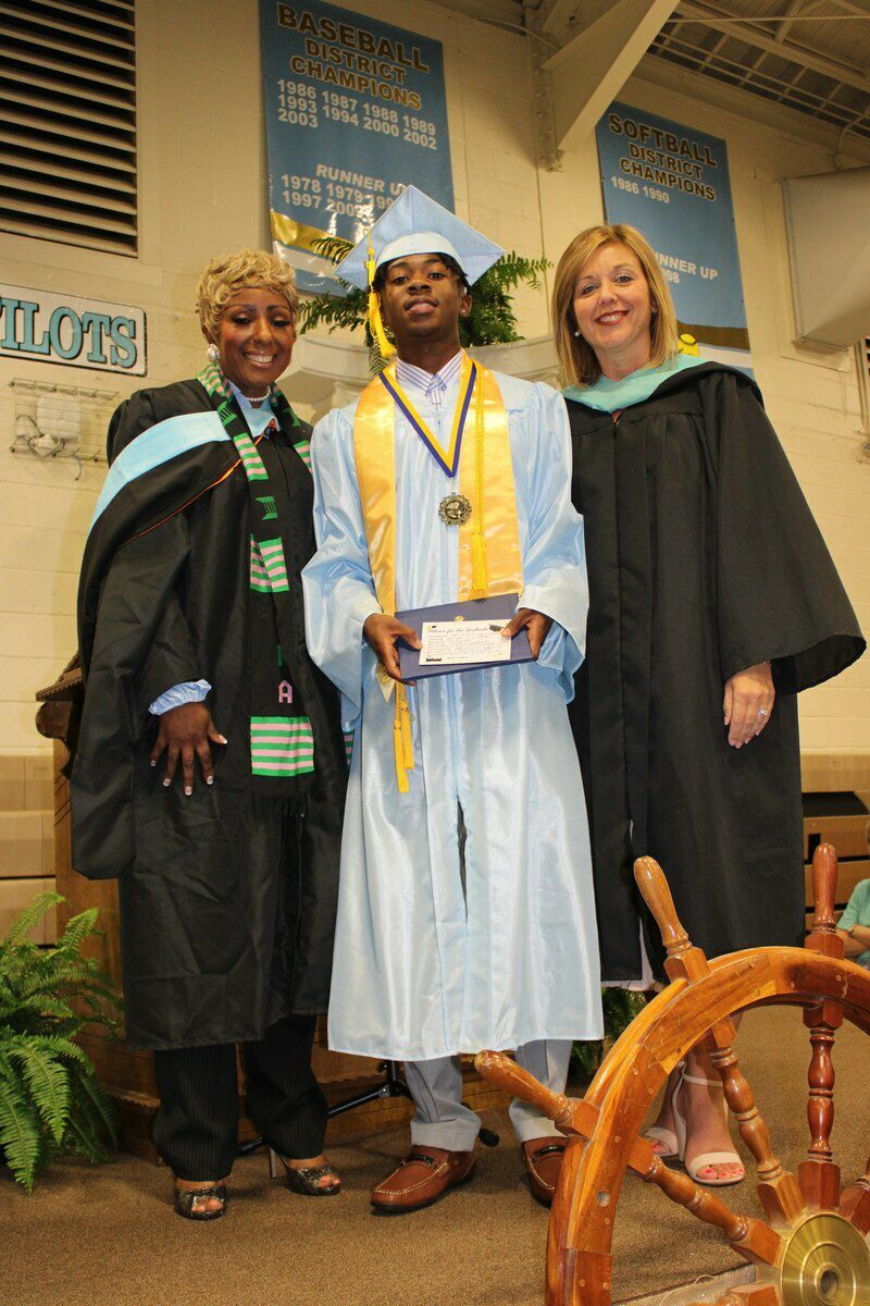 Fulton County High School Class of 2021 Graduation photos to view and share