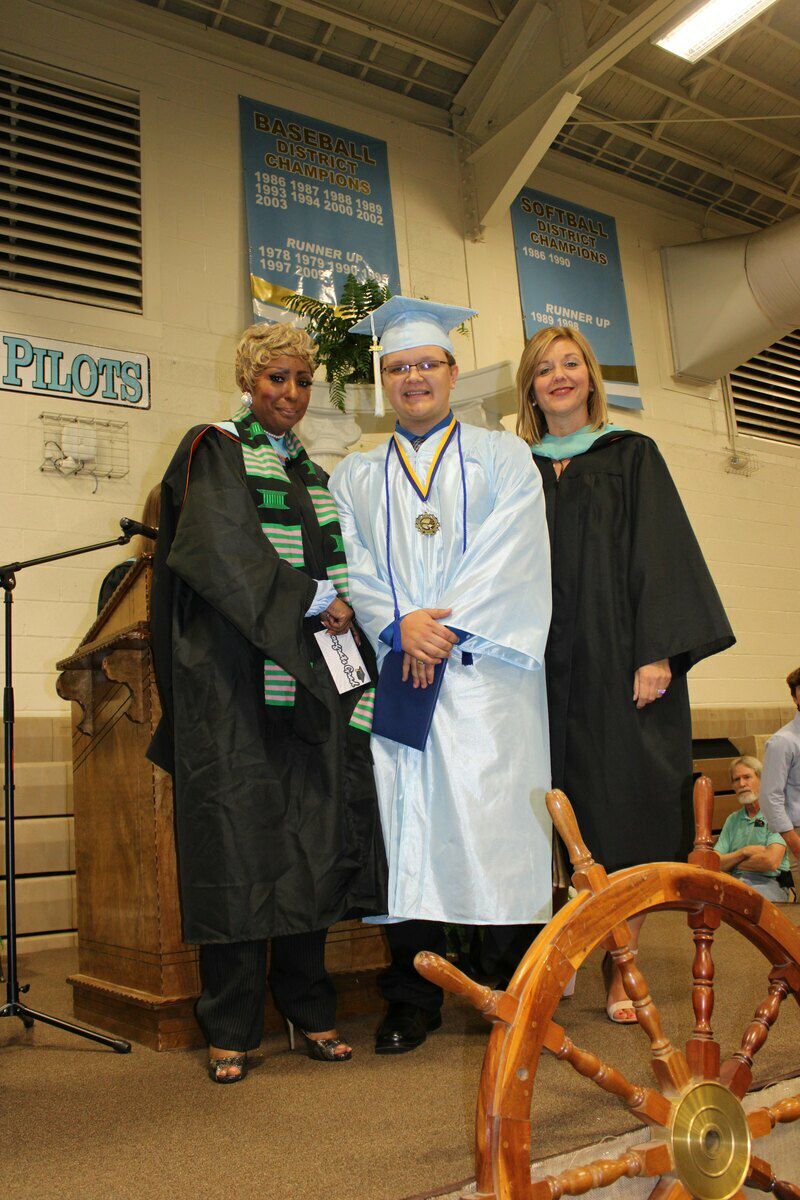 Fulton County High School Class of 2021 Graduation photos to view and share