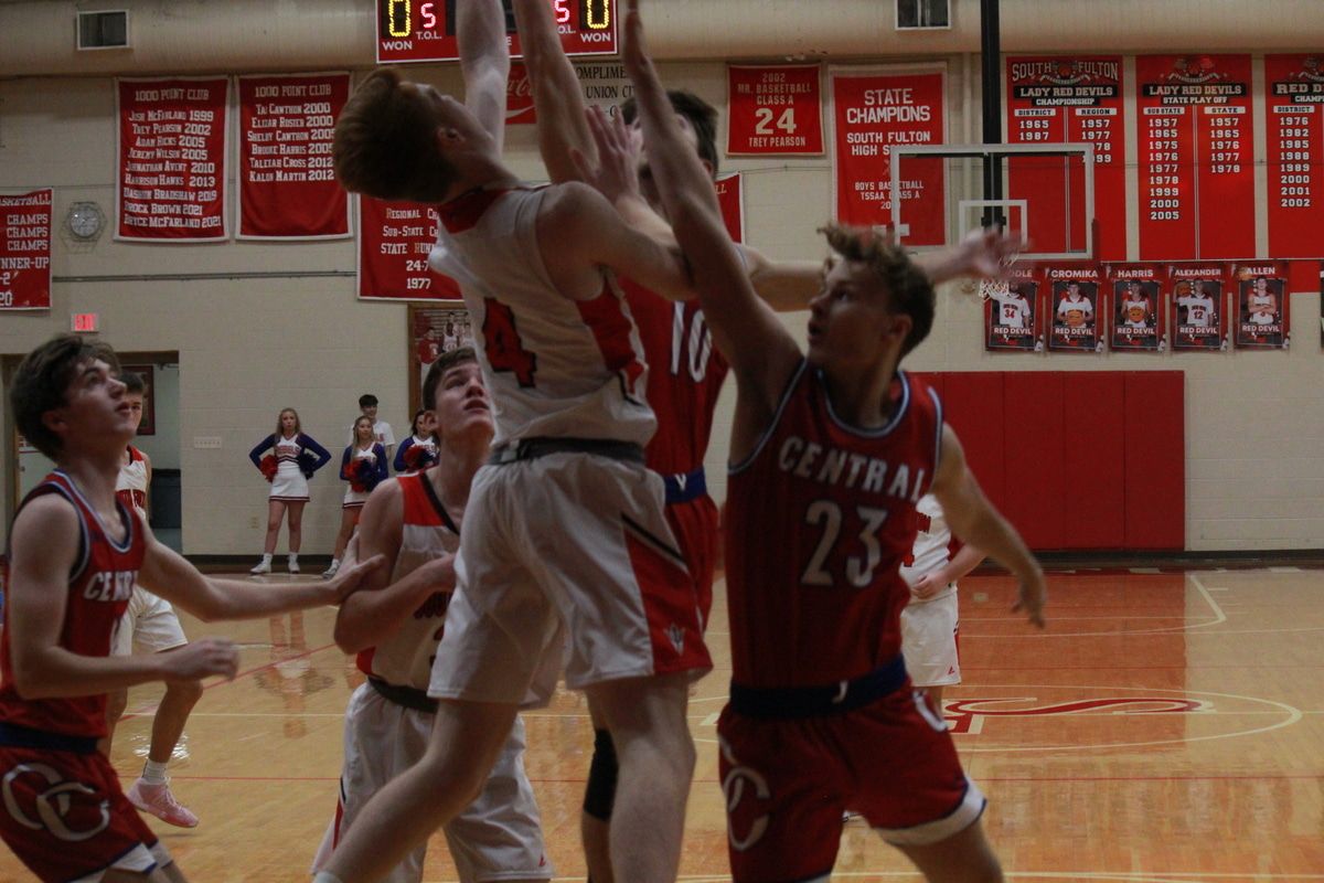 SFHS teams over ride FHS; Lady Devils win vs OCCHS