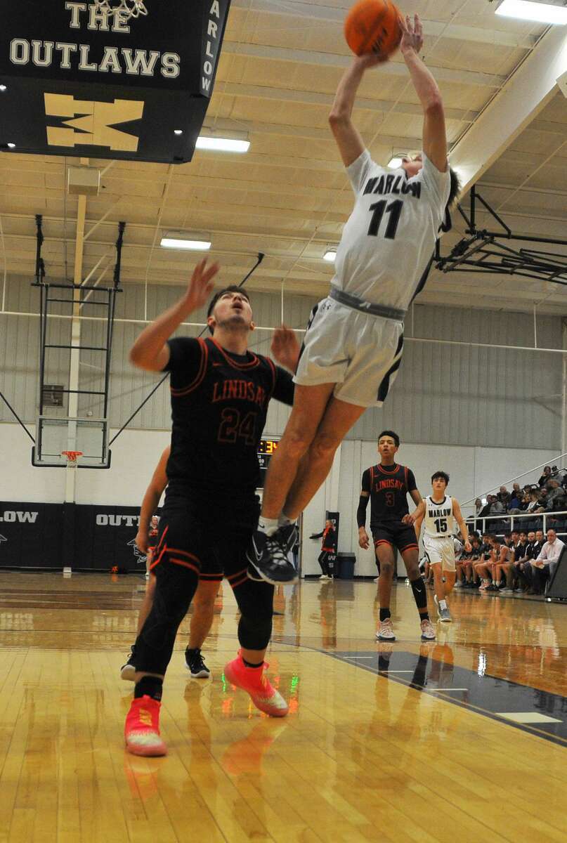 Outlaws Share Two Homecoming Victories