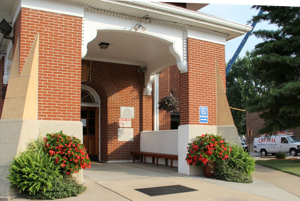Washington County Courthouse and the new Annex Building