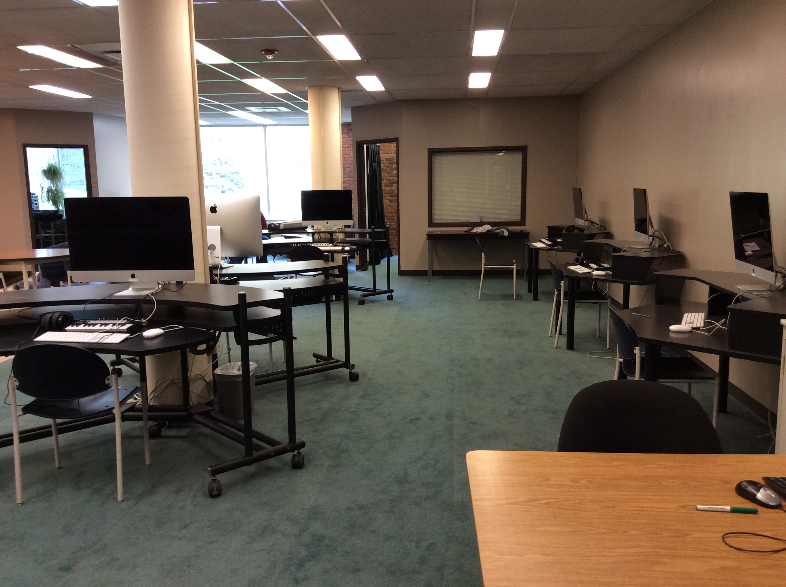 Lilly Library - Library Rooms and Labs - Earlham Libraries Home at ...