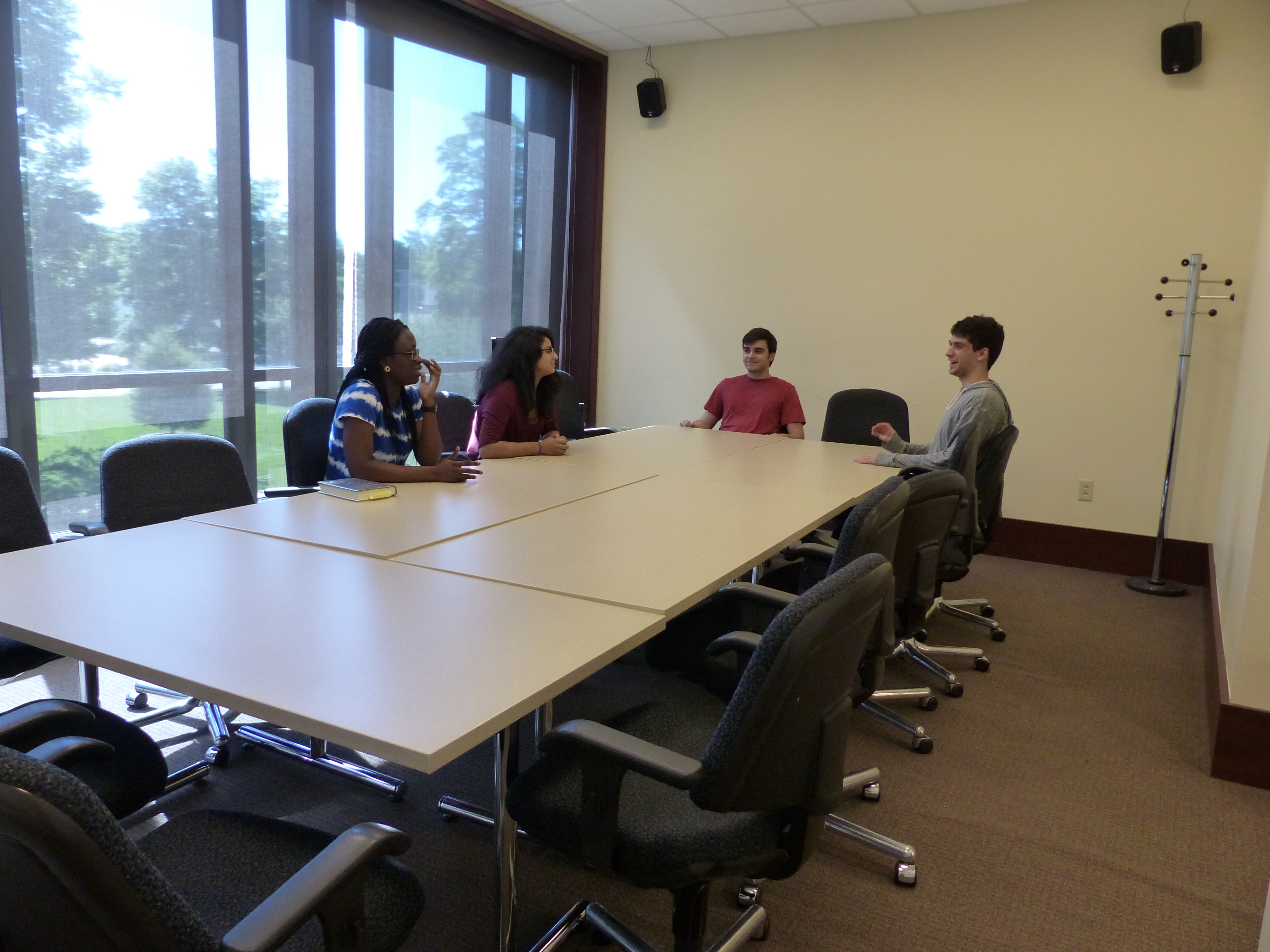 Space Availability - Project Room 214 - LibCal - Illinois Wesleyan ...