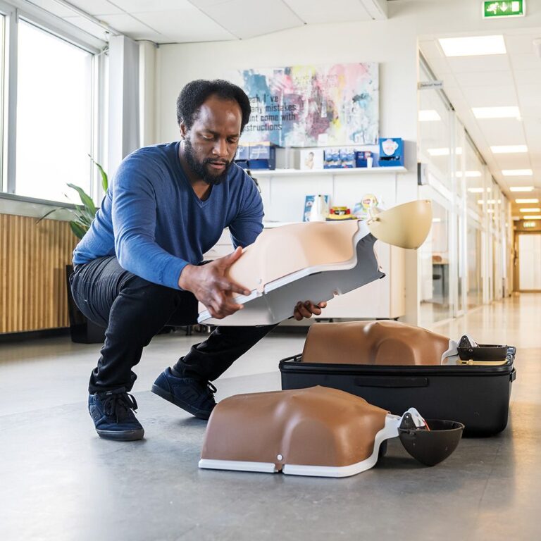 Laerdal Little Anne Stackable Q-CPR 6-pack Light Skin - LifeSavers, Inc.