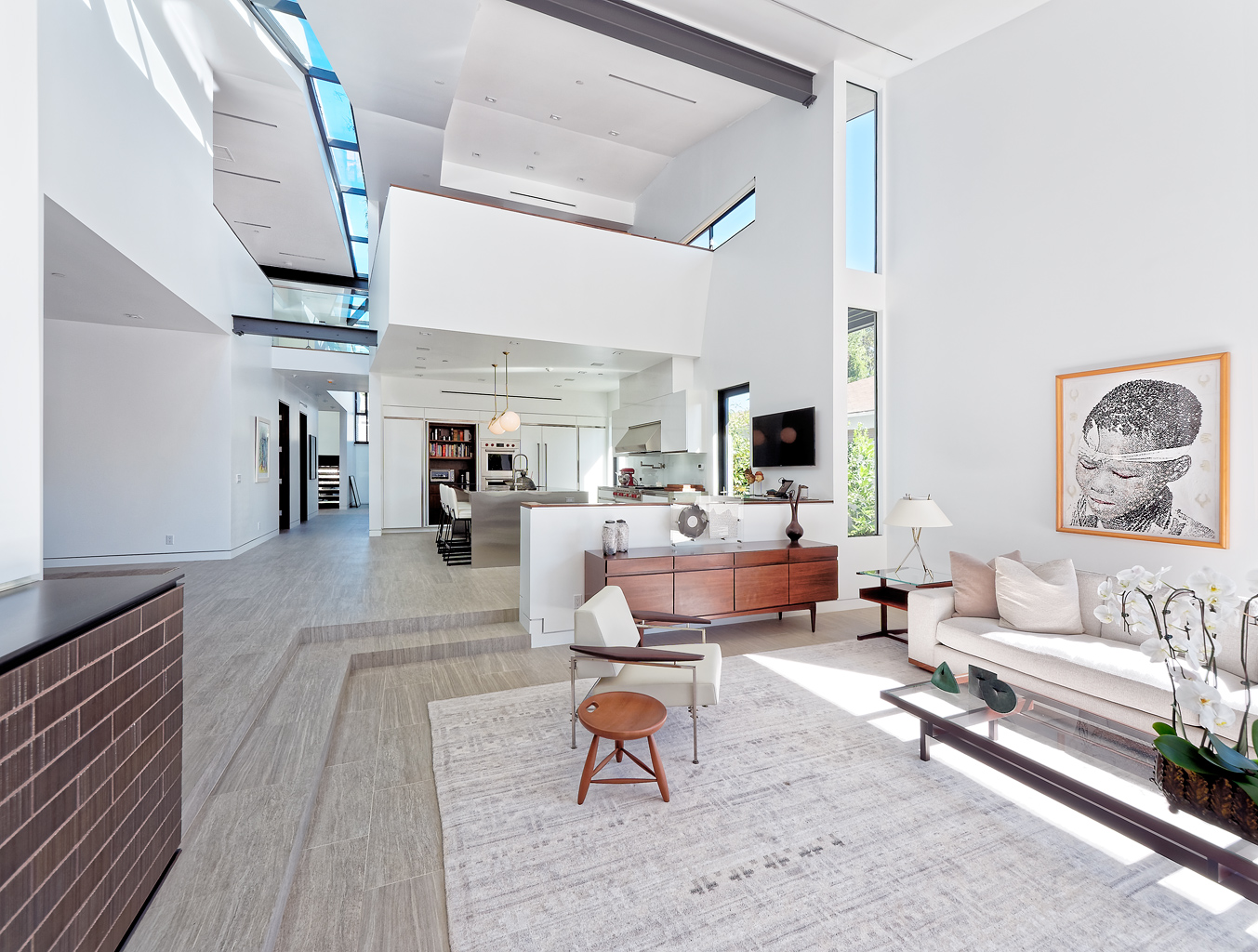 A Linear Lighting Solution by (fer) Studio - Life-Styled by Stacy Garcia