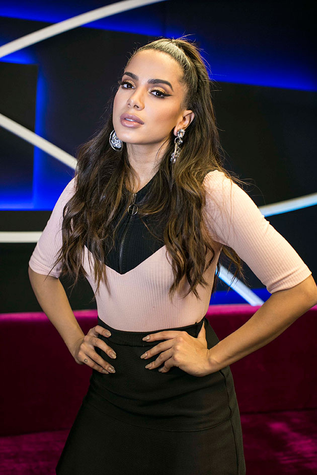 Tão anos 60: onde comprar o body da Anitta - Lilian Pacce