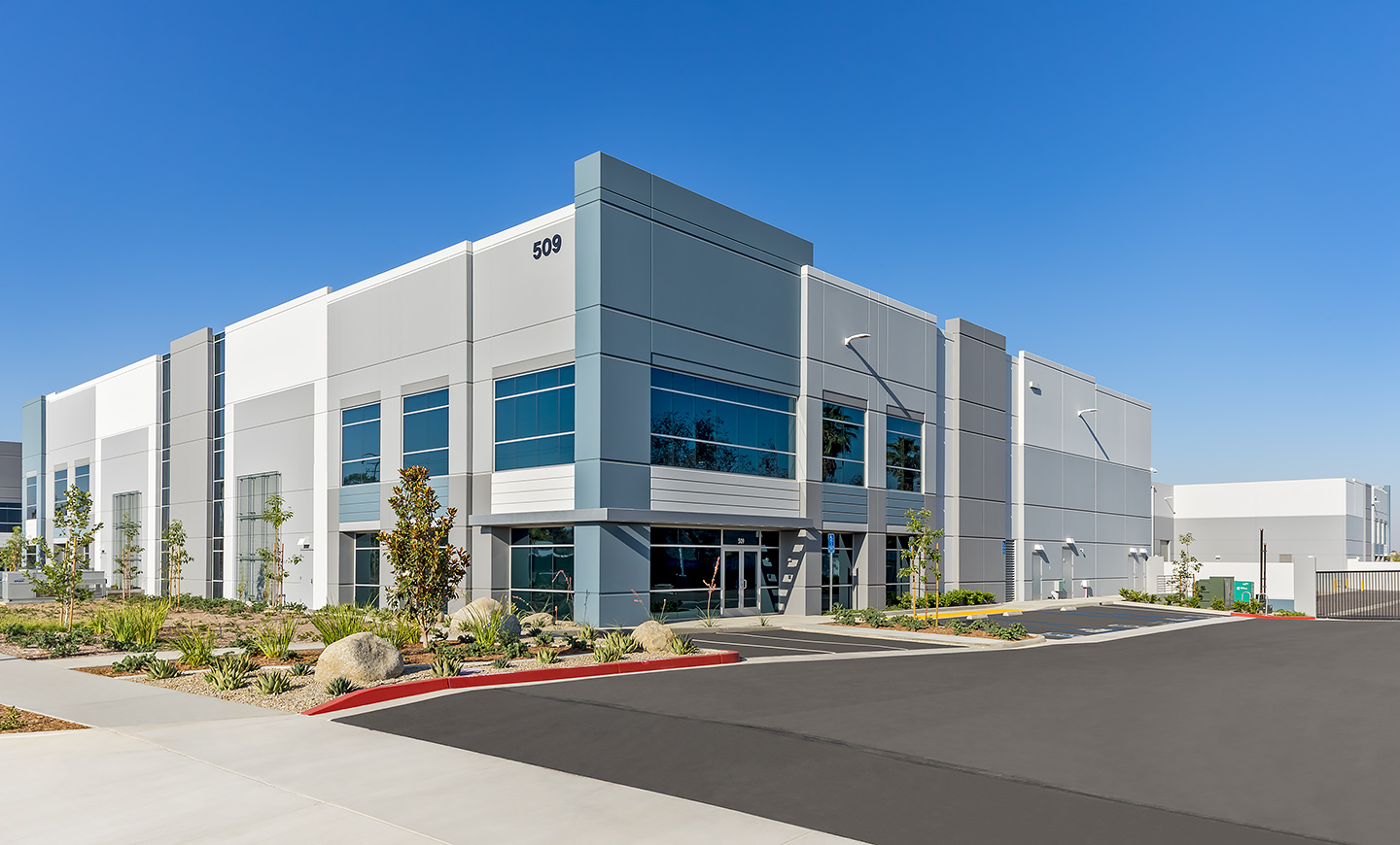 LBA Logistics - Portfolio