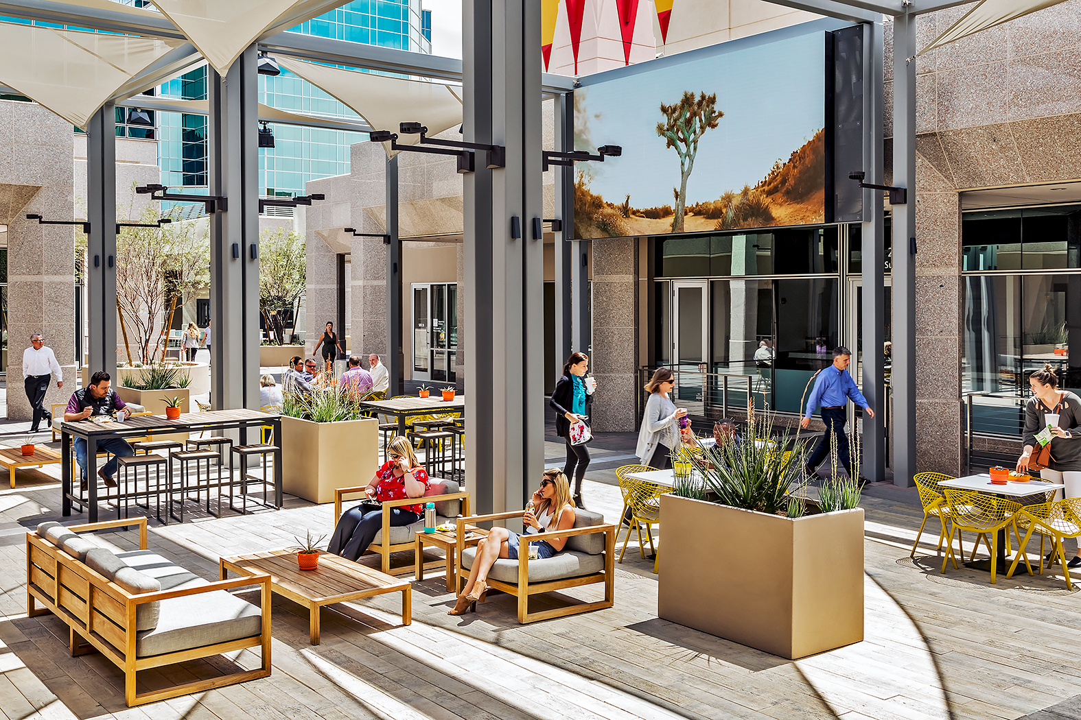 The Esplanade | Office Towers and Retail Space | Phoenix, AZ