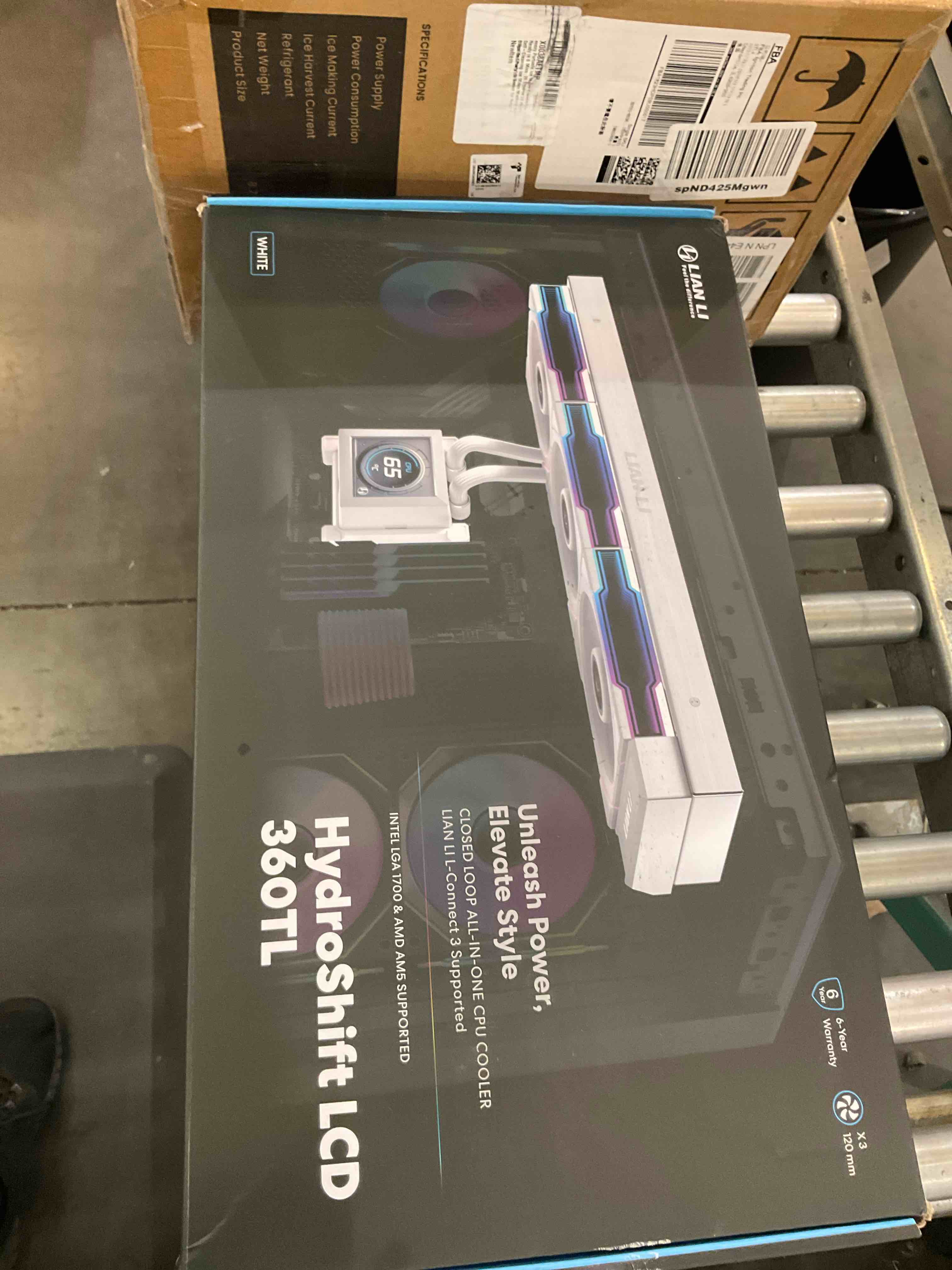 Lian Li Hydroshift 360 AIO - Pre-installed 3 x TL Fans - Side-Mounted ...