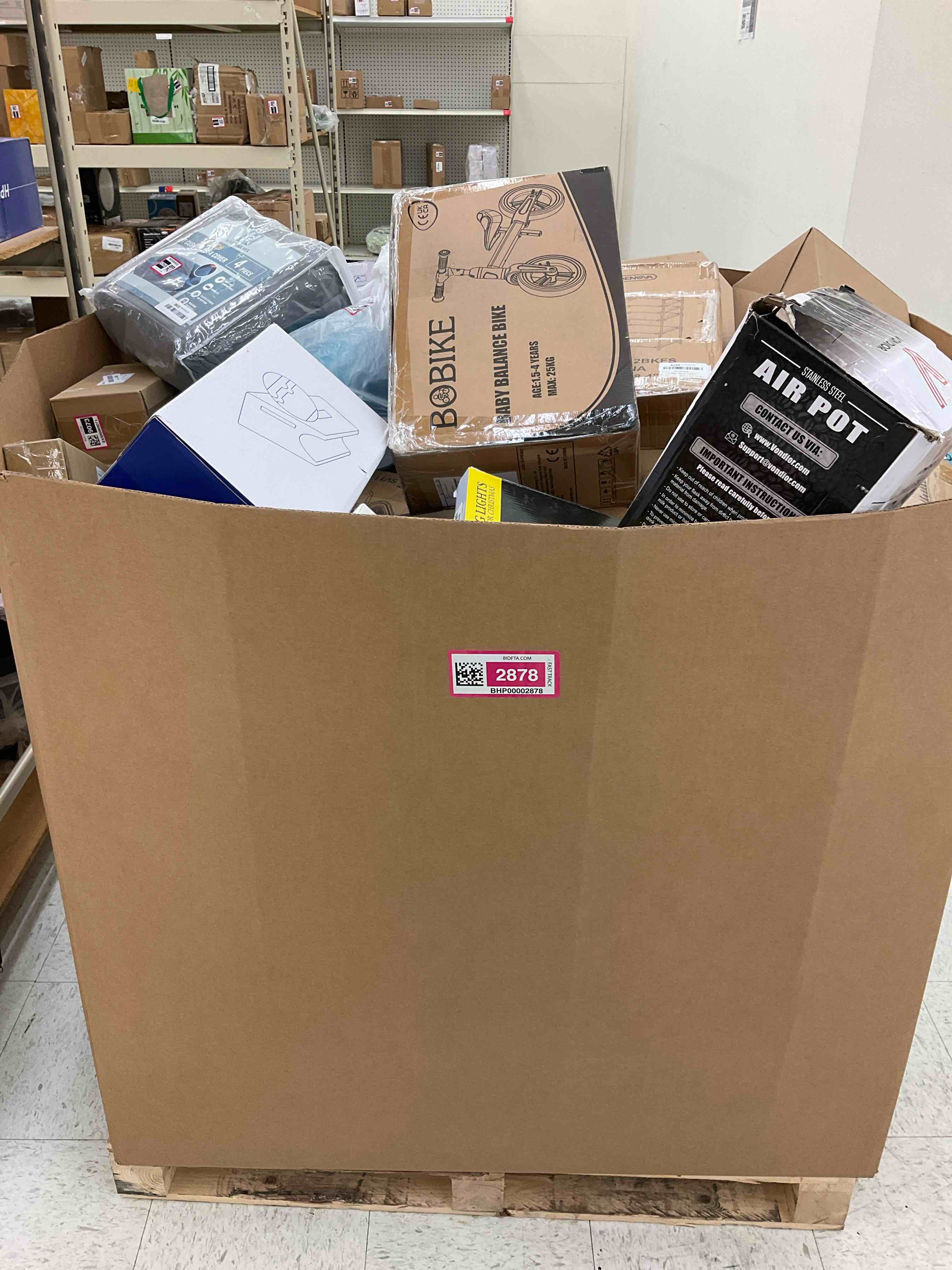 Auction Pick Up Returns Pallet