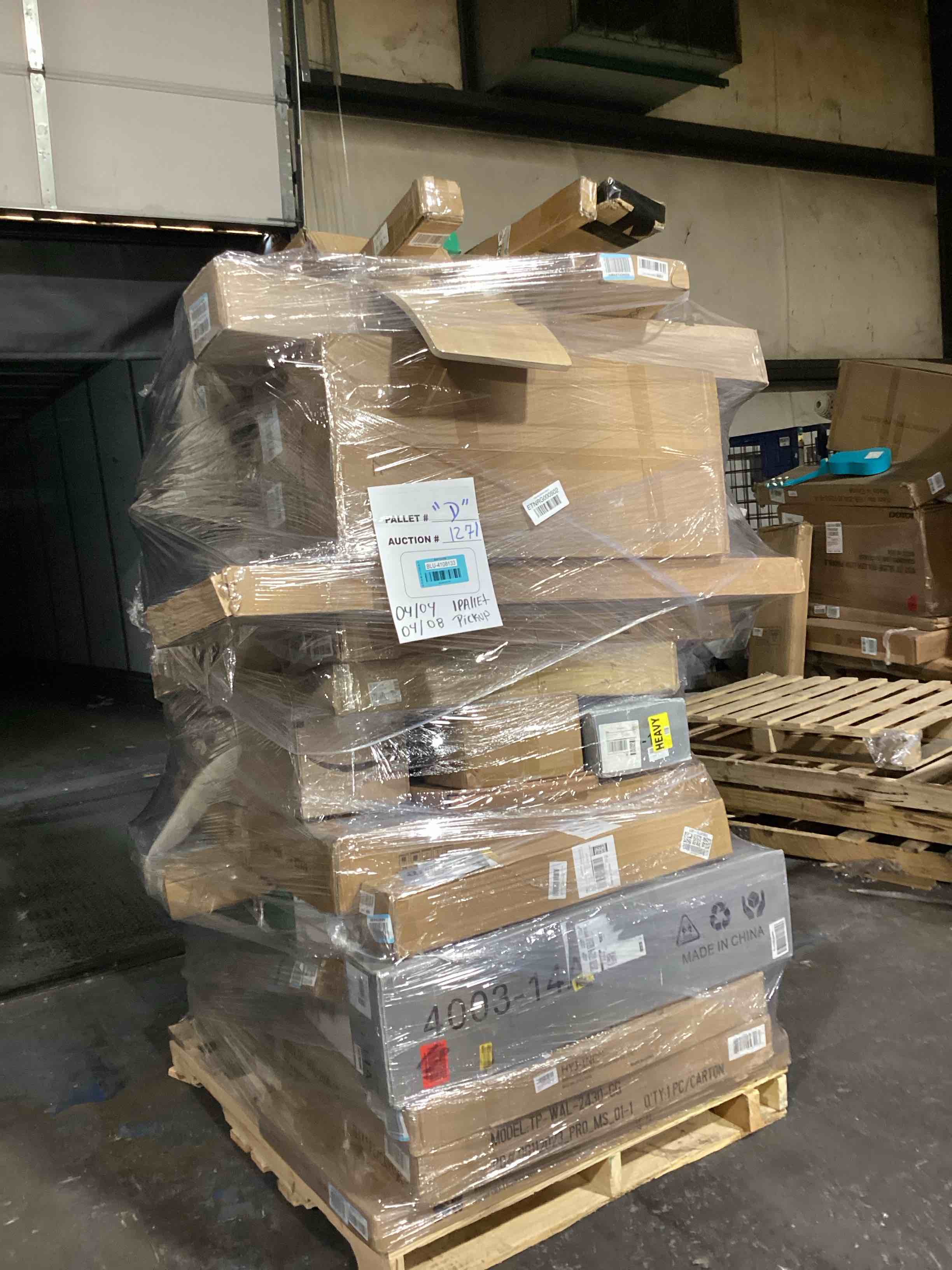 (D) 1 skid pallet boxes surprise ( good condition Or As Is ) 30 items ...