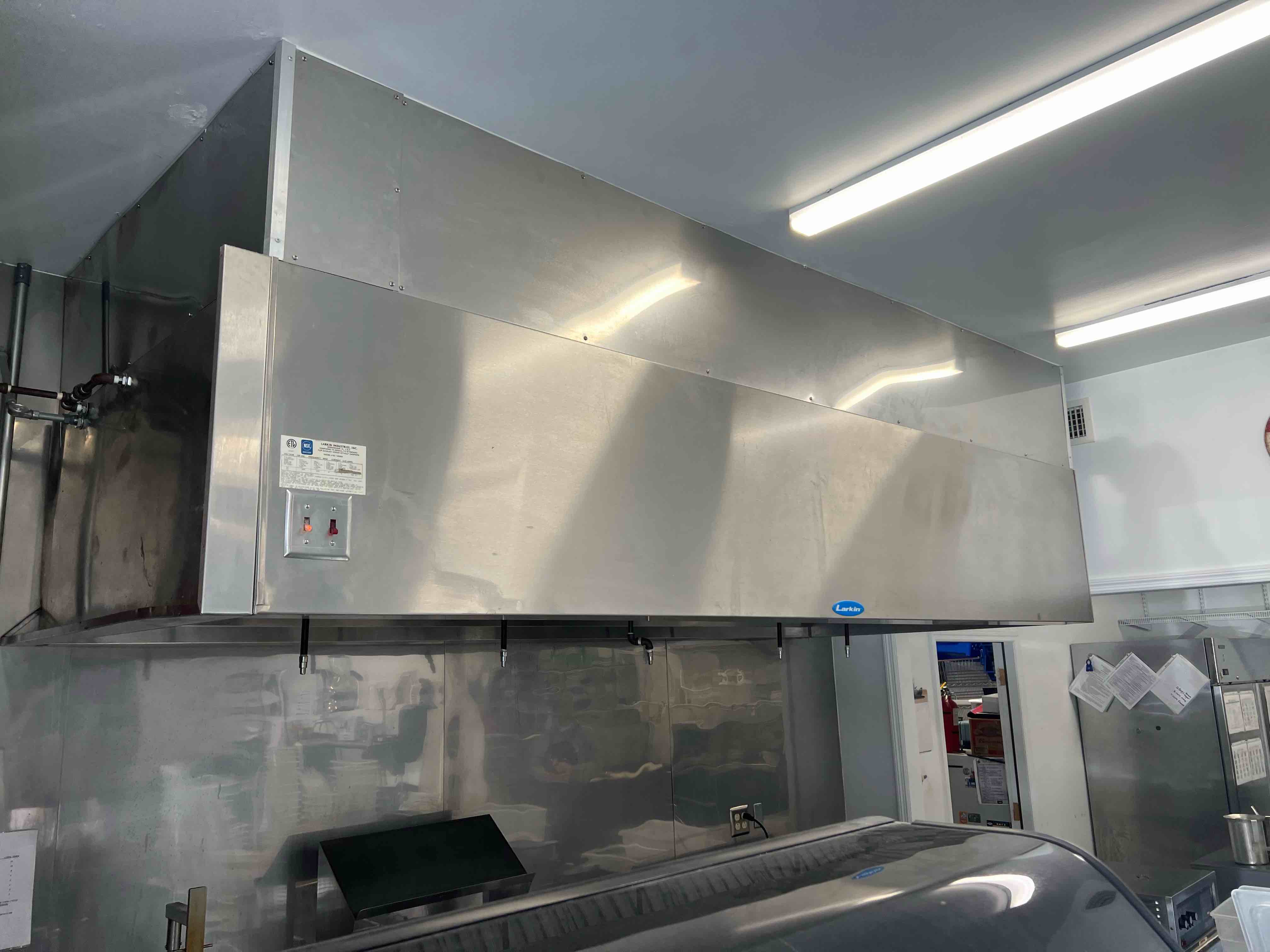 LARKIN 129 INCH STAINLESS STEEL EXHAUST HOOD WITH FIRE SUPPRESSION ...