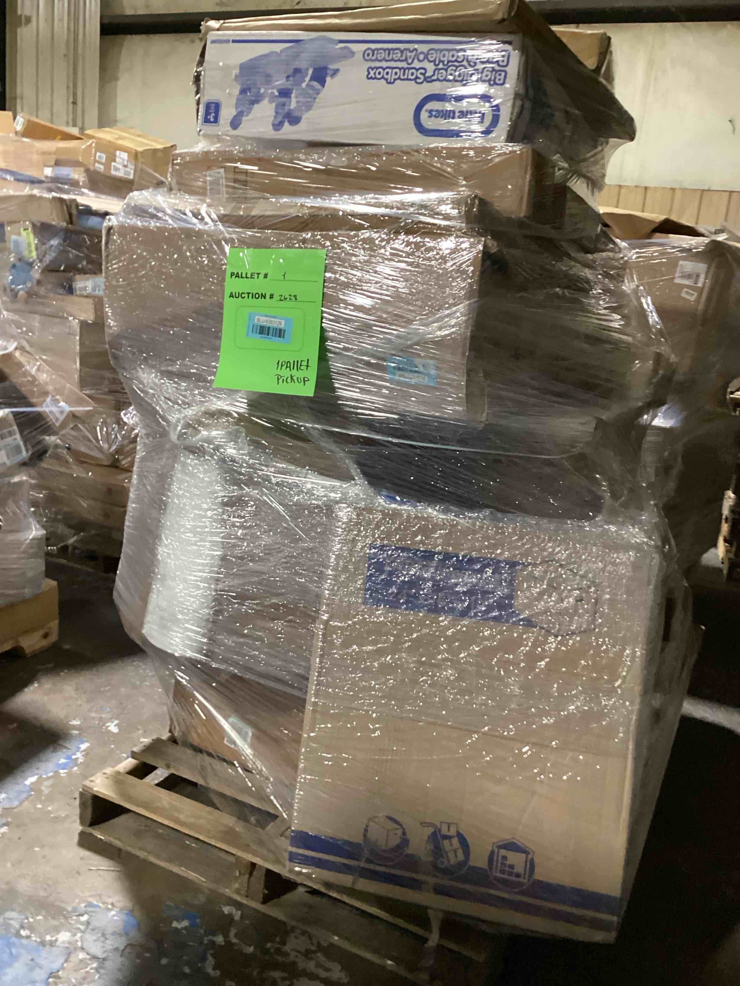 skip pallet surprise ( good condition or as is) 25. items or more