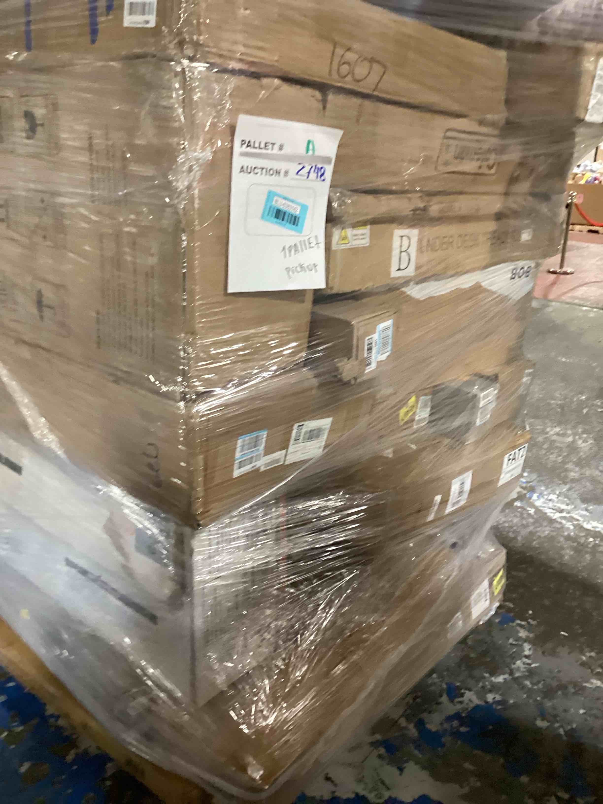 A skip pallet surprise ( good condition or as is ) 30 items or more