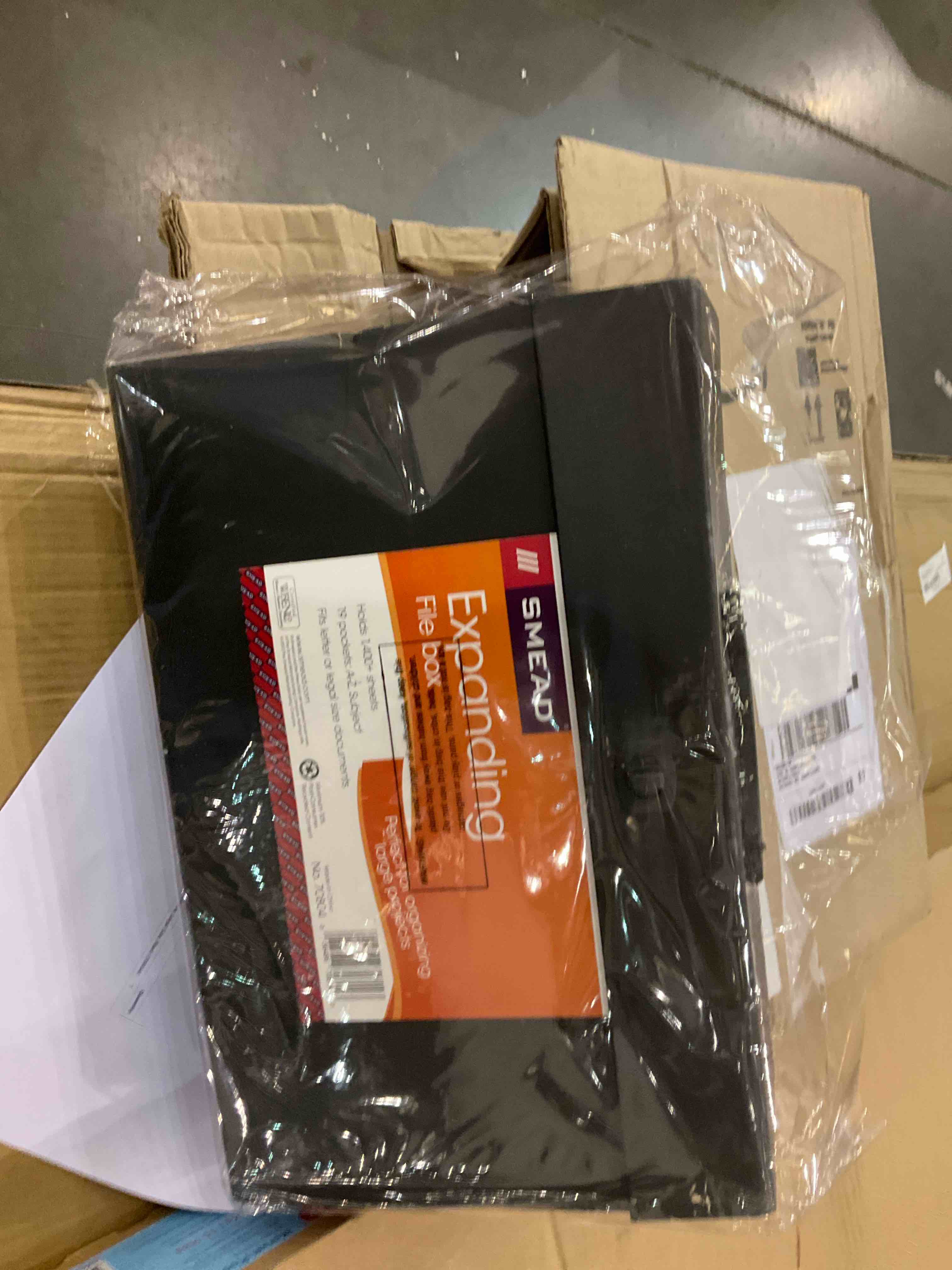 smeadA-z and subject expanding file box ,19 pockets printed alphabetic