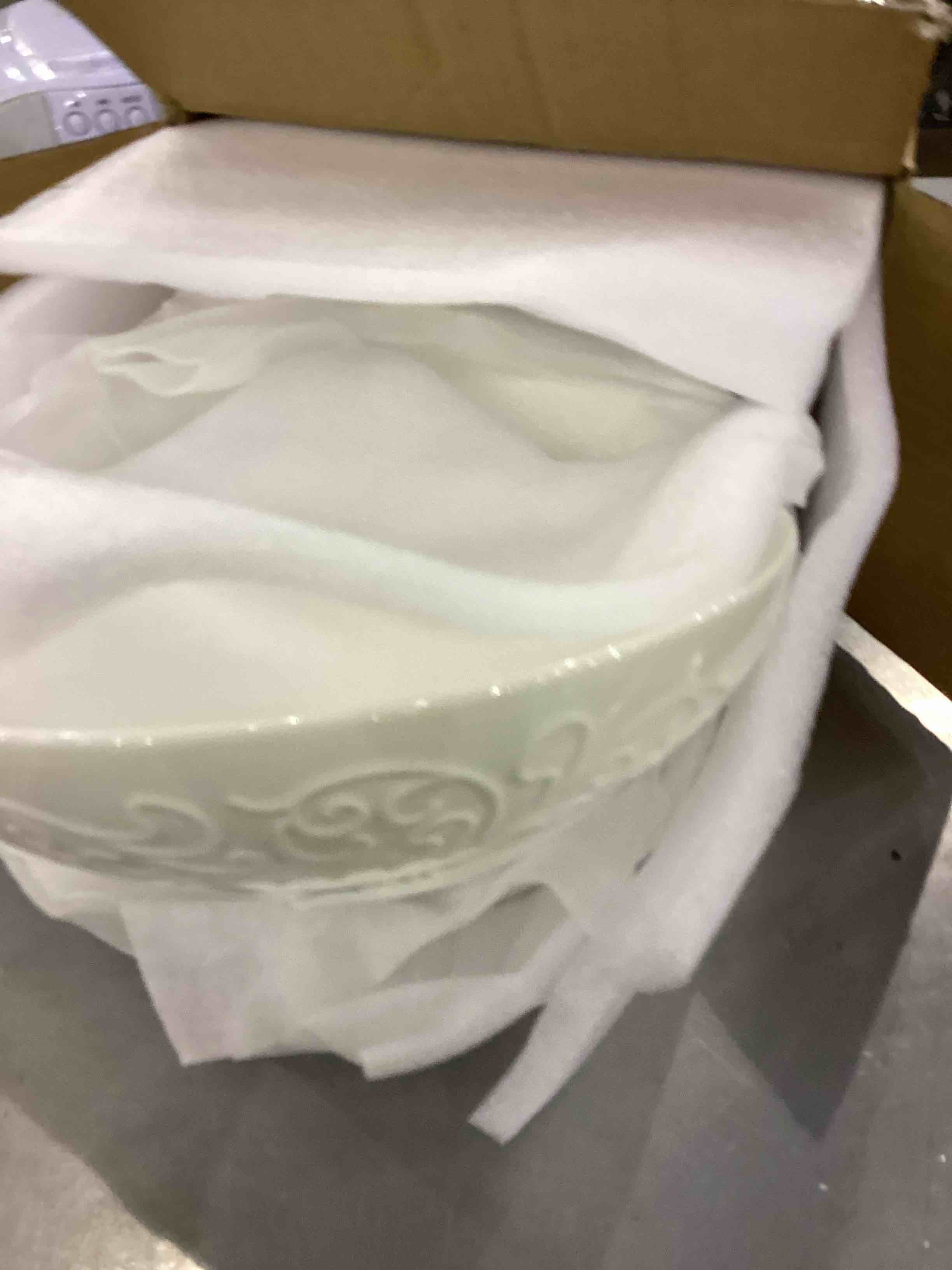 artena white embossed 4 pc pasta bowls Pasta Bowls, 54 oz Large Salad ...