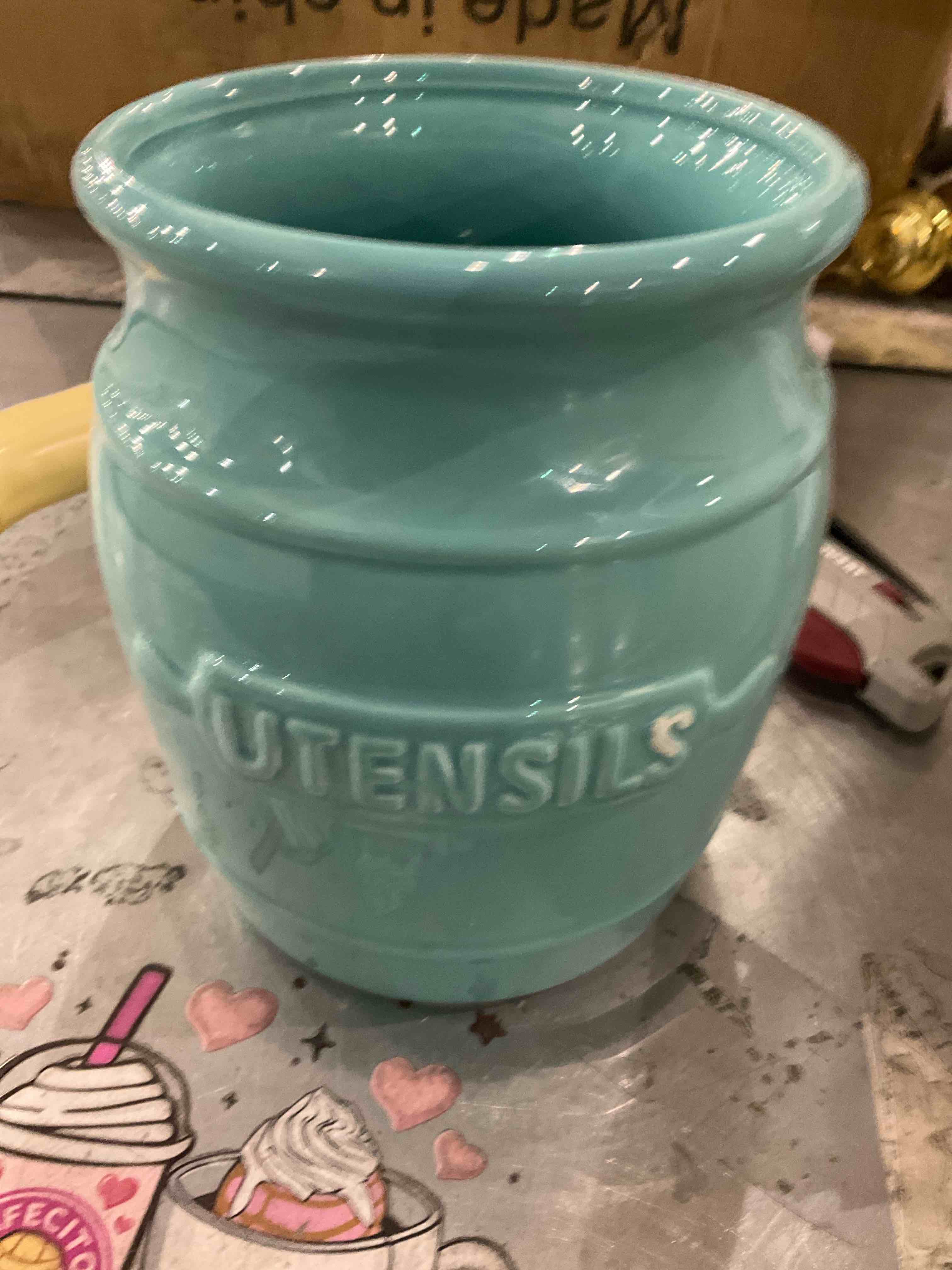 Barrel Utensil Crock