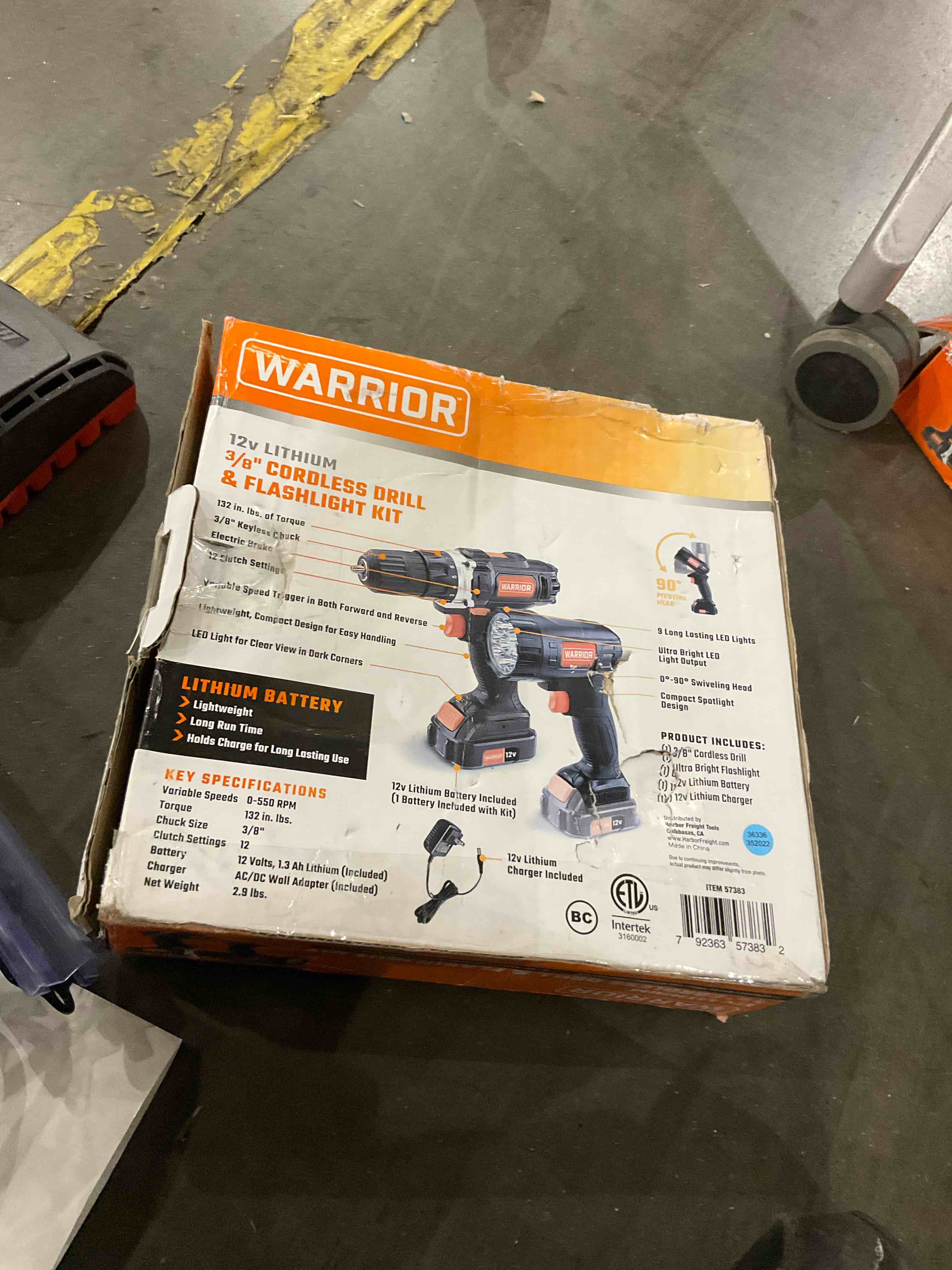 3/8th in cordless drill/ driver & flashlight kit