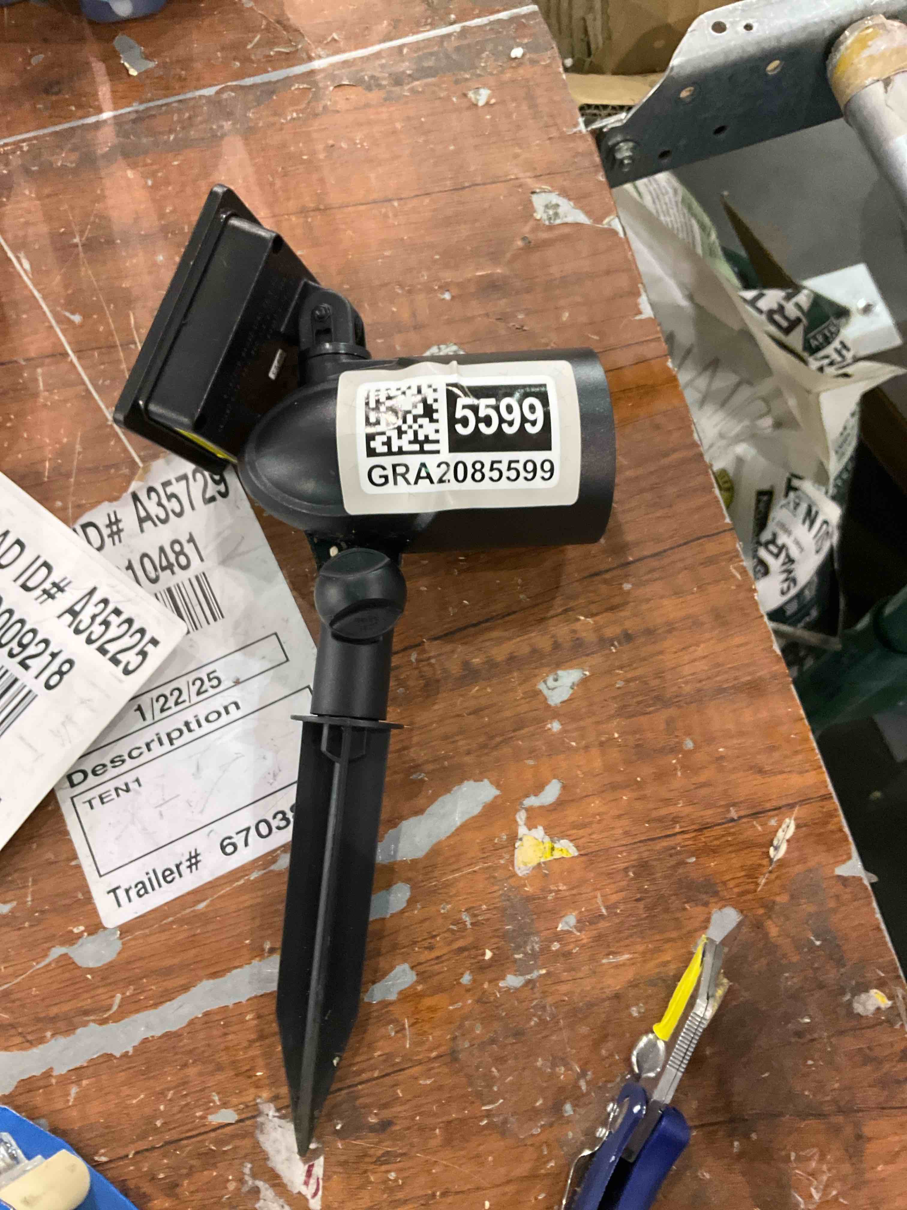 NYMPHY Solar Lights Outdoor Waterproof IP68, 56 LED 3 Lighting Modes ...