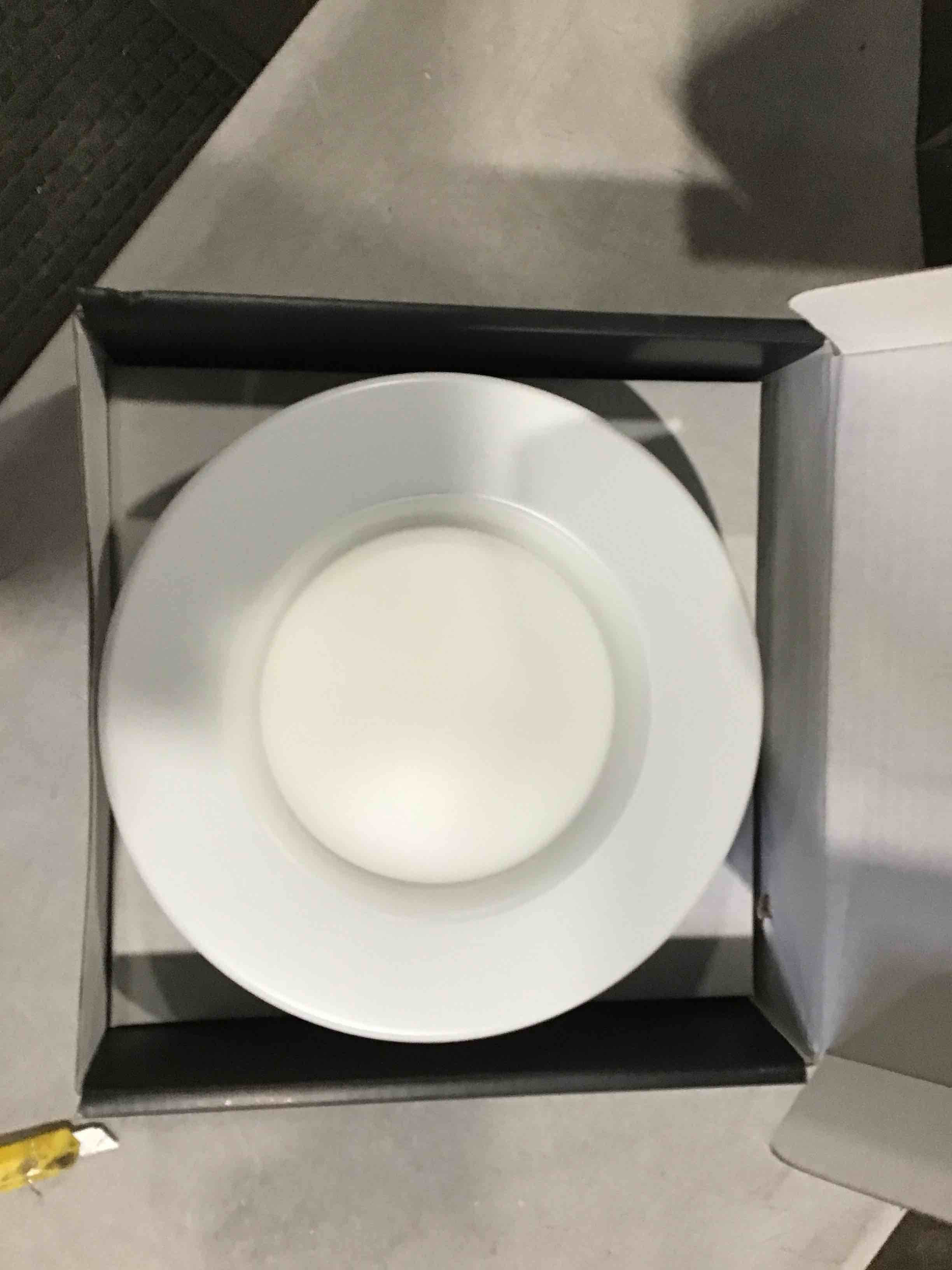 Philips hue personal wireless lighting