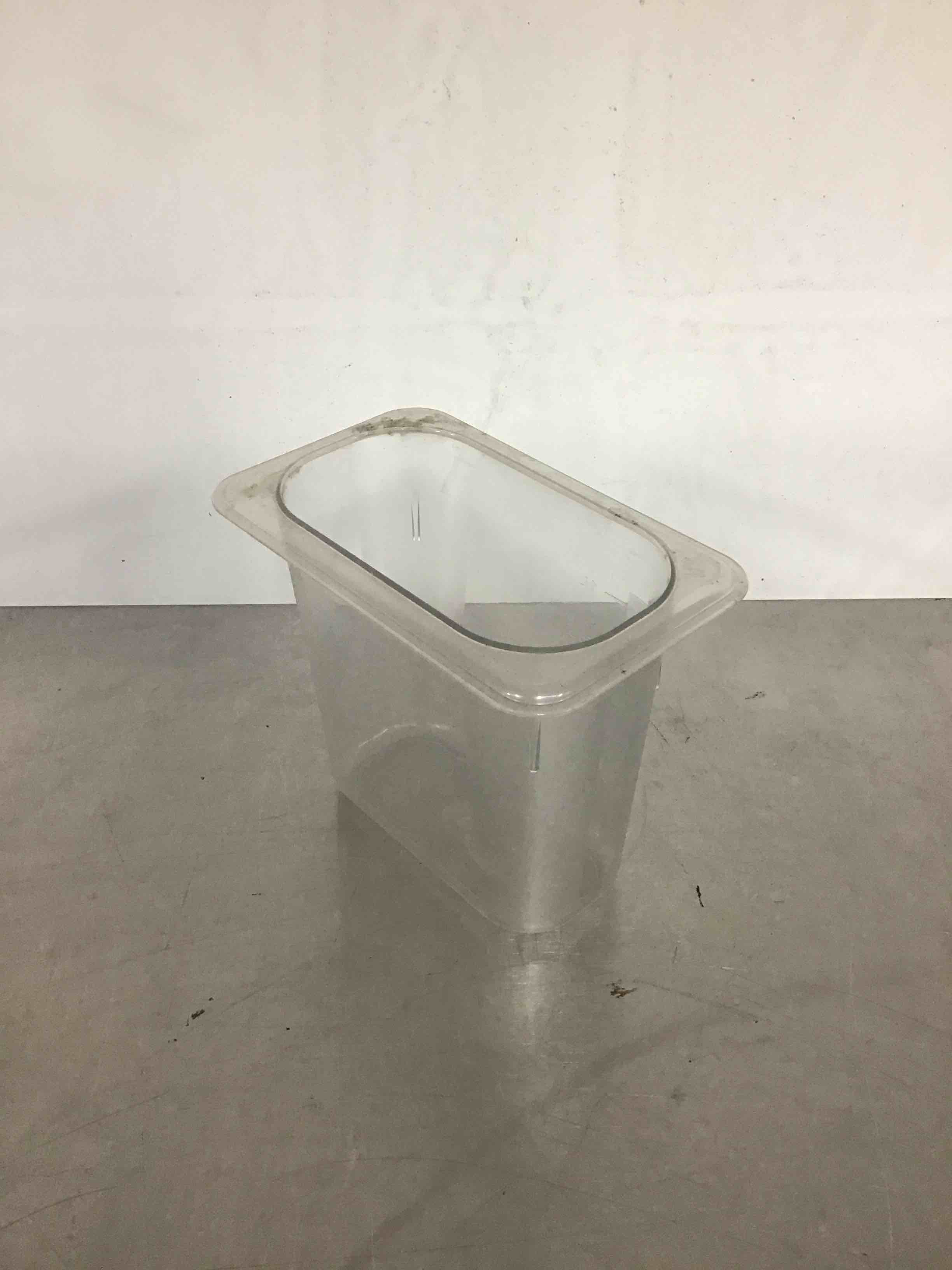 6 INCH DEEP PLASTIC NINTH SIZE INSERT PAN