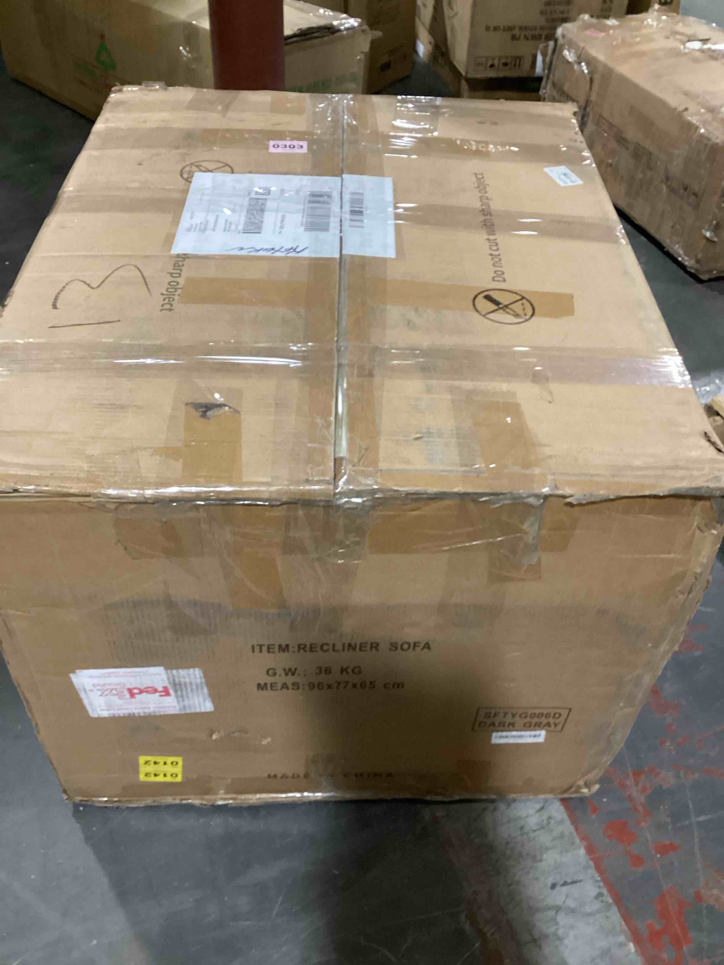 Xaniyah 39" Wide Microsuede Recliner Club Recliner