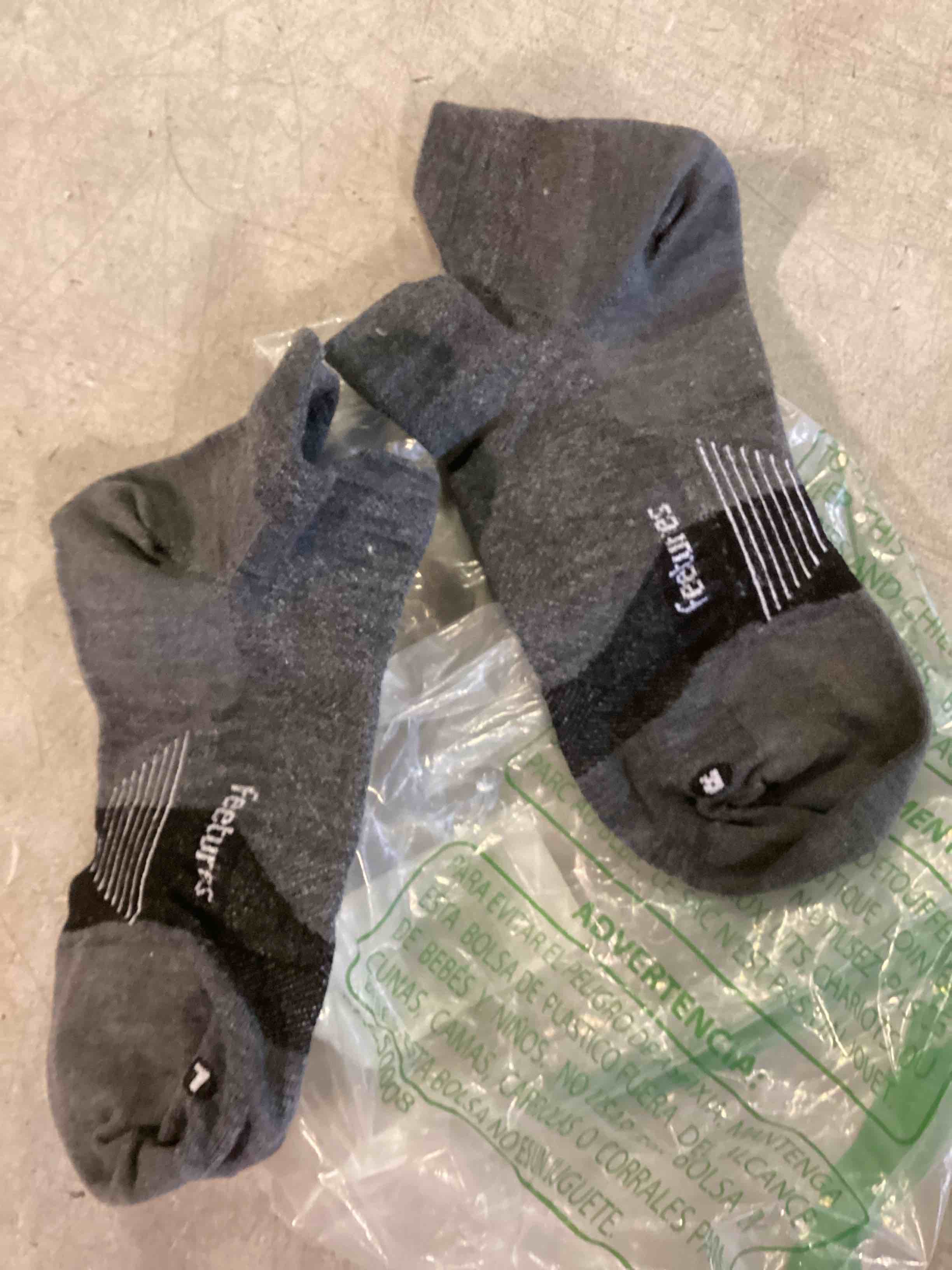 Feetures Elite Max Cushion No Show Tab - Running Socks for Men & Women ...