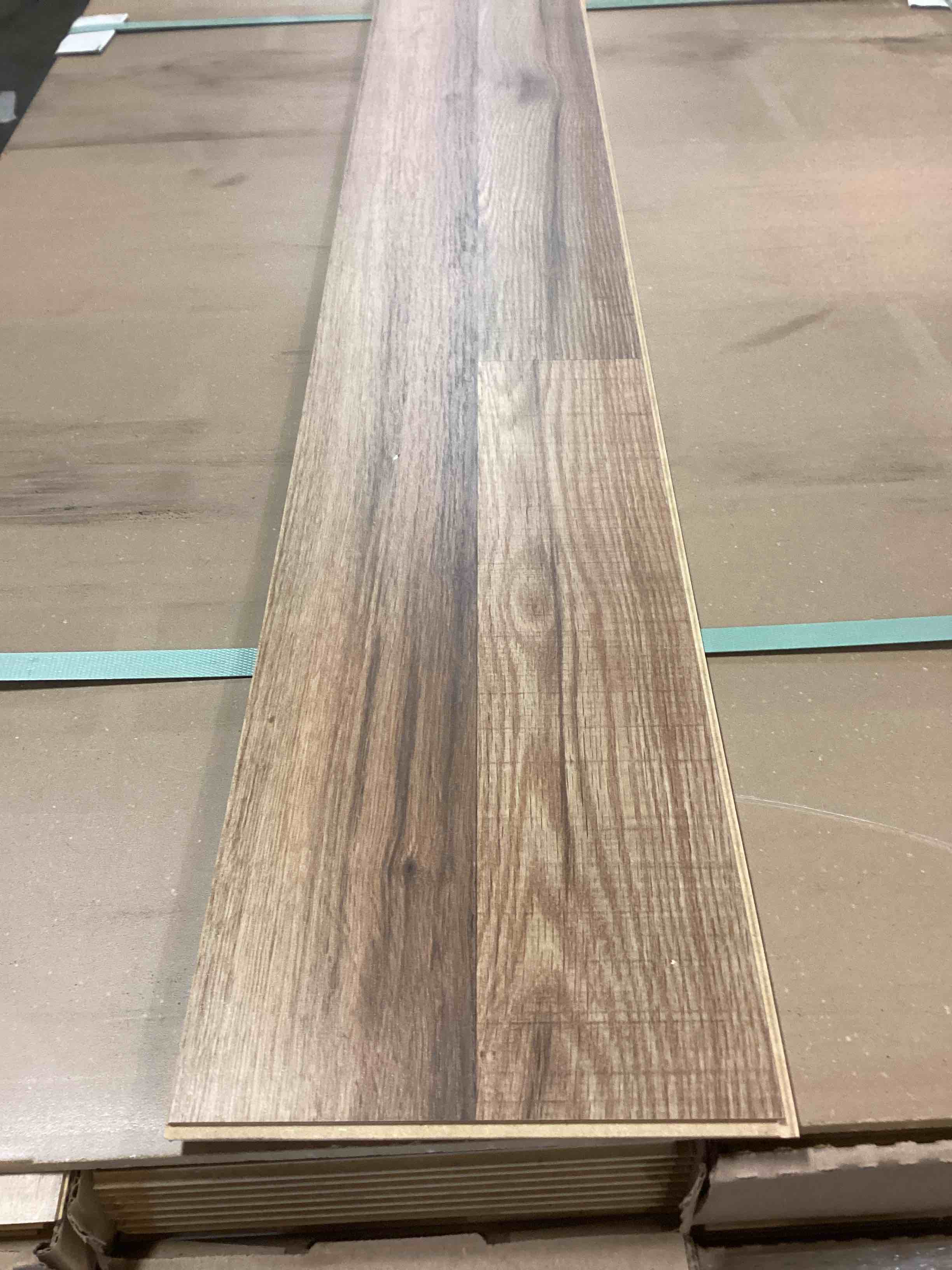 56 boxes 1,332.18 sq ft 7.5 x 50.75 7 mm laminate flooring your bid per ...