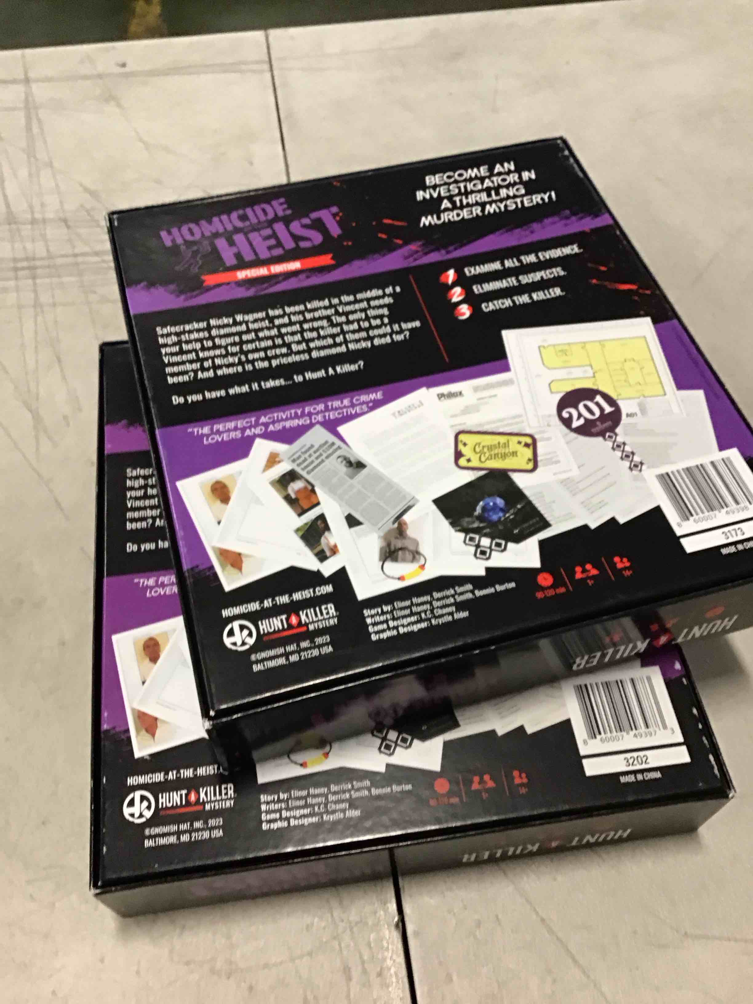 Hunt A Killer Homicide At The Heist Special Edition Board Game