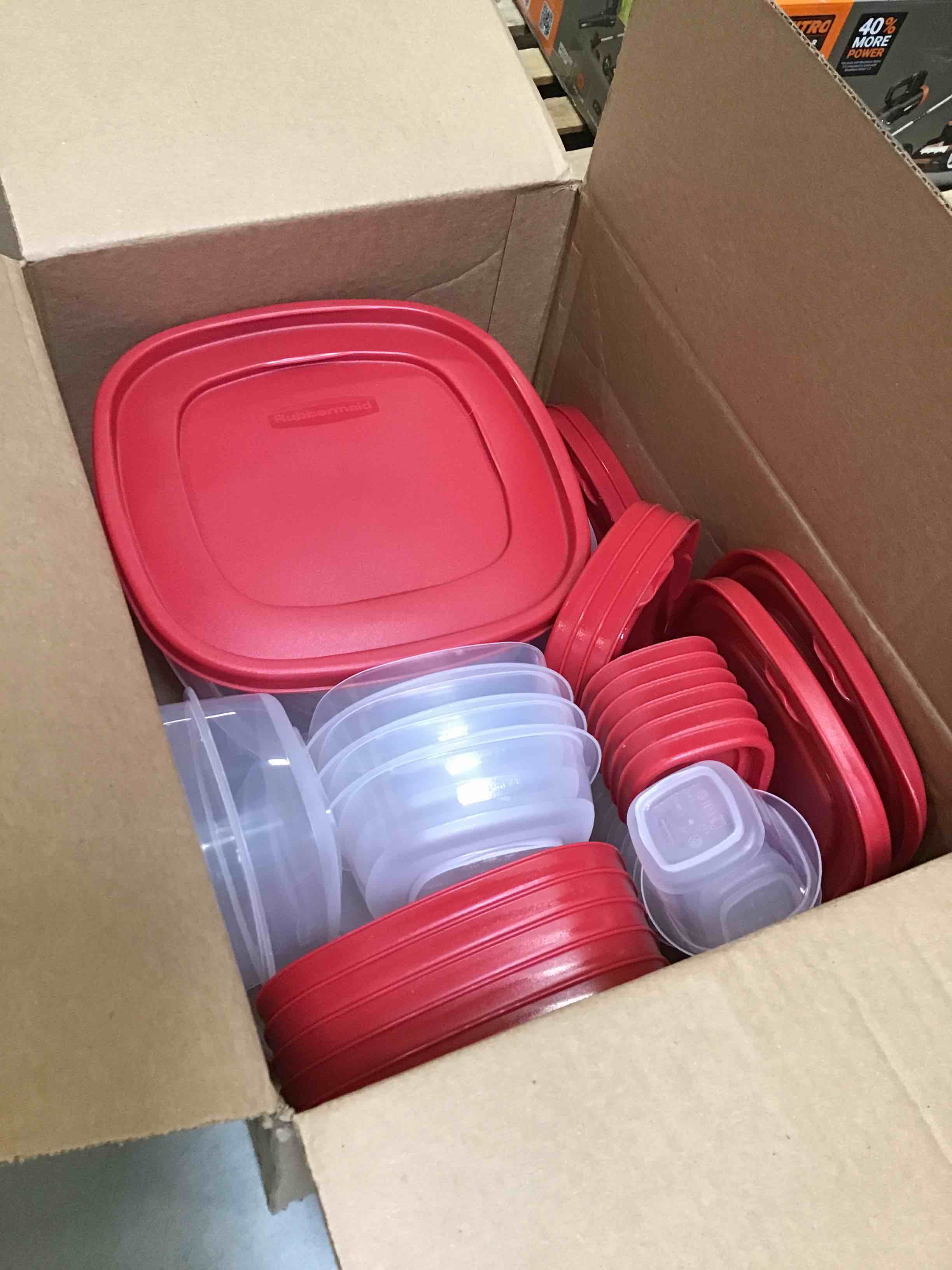 Rubbermaid 50-Piece EasyFind Lids Vented Food Storage Set