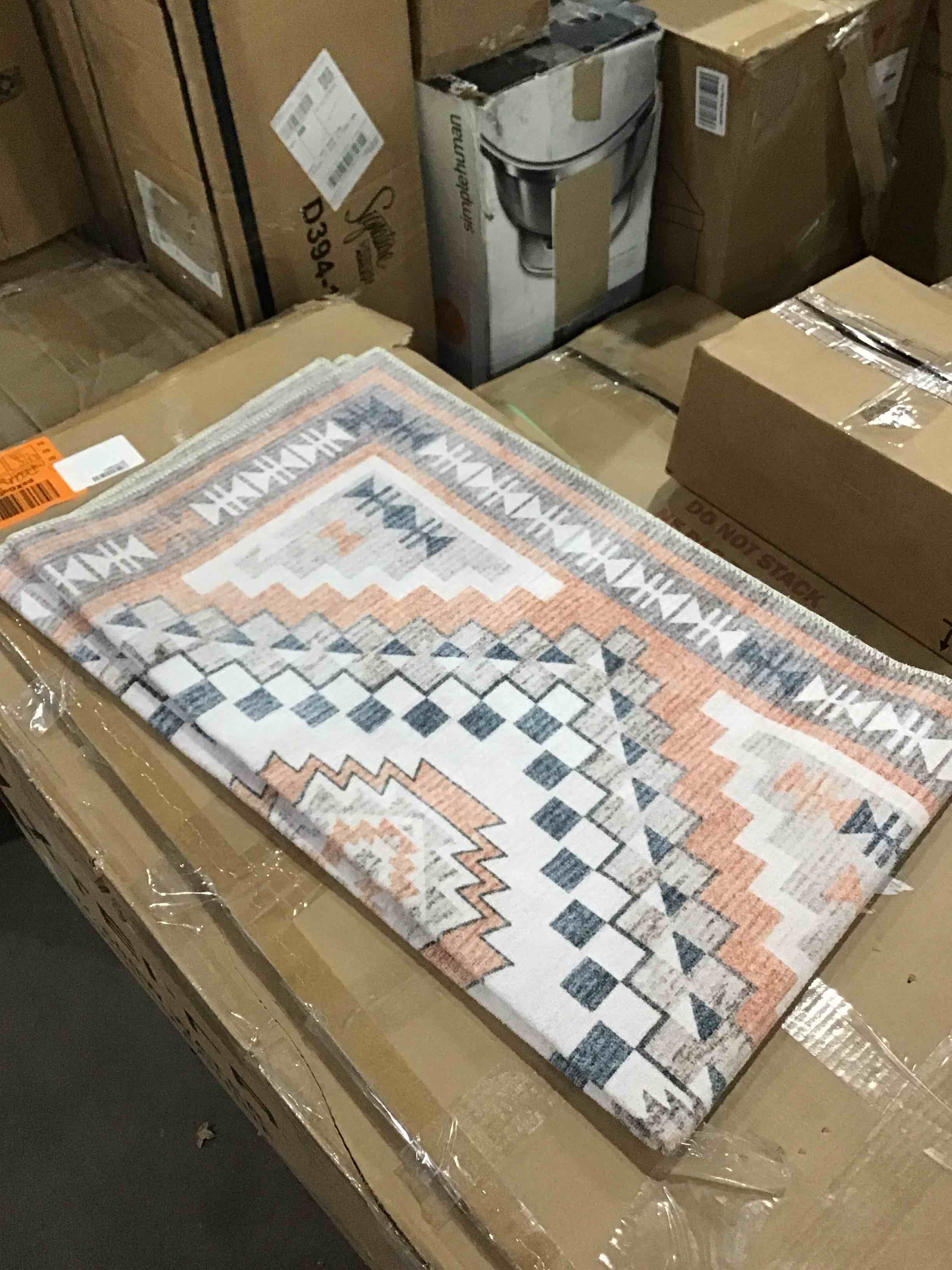 LeighTon machine washable southwestern medallion area rug