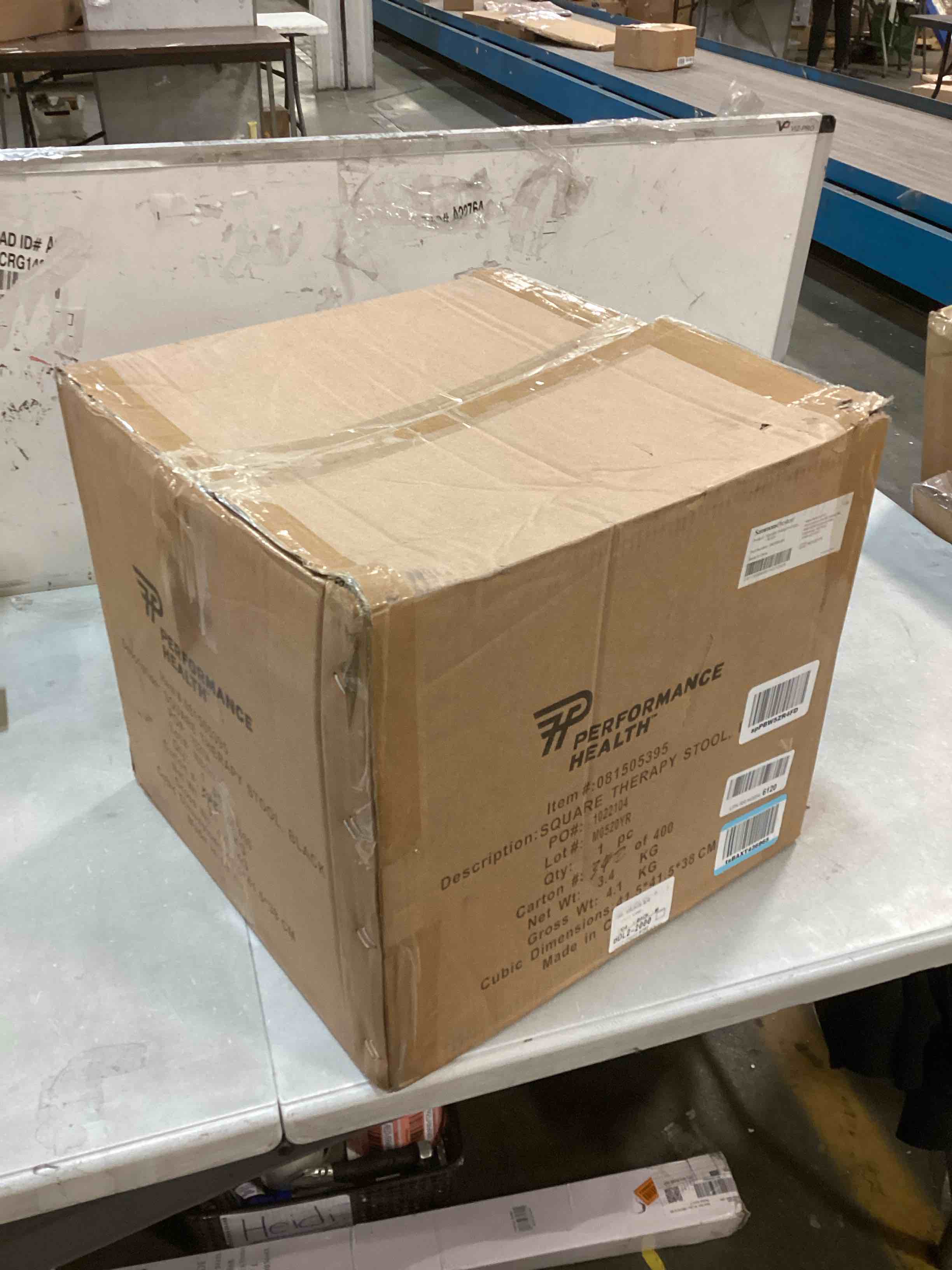 square therapy stool with wheels-black