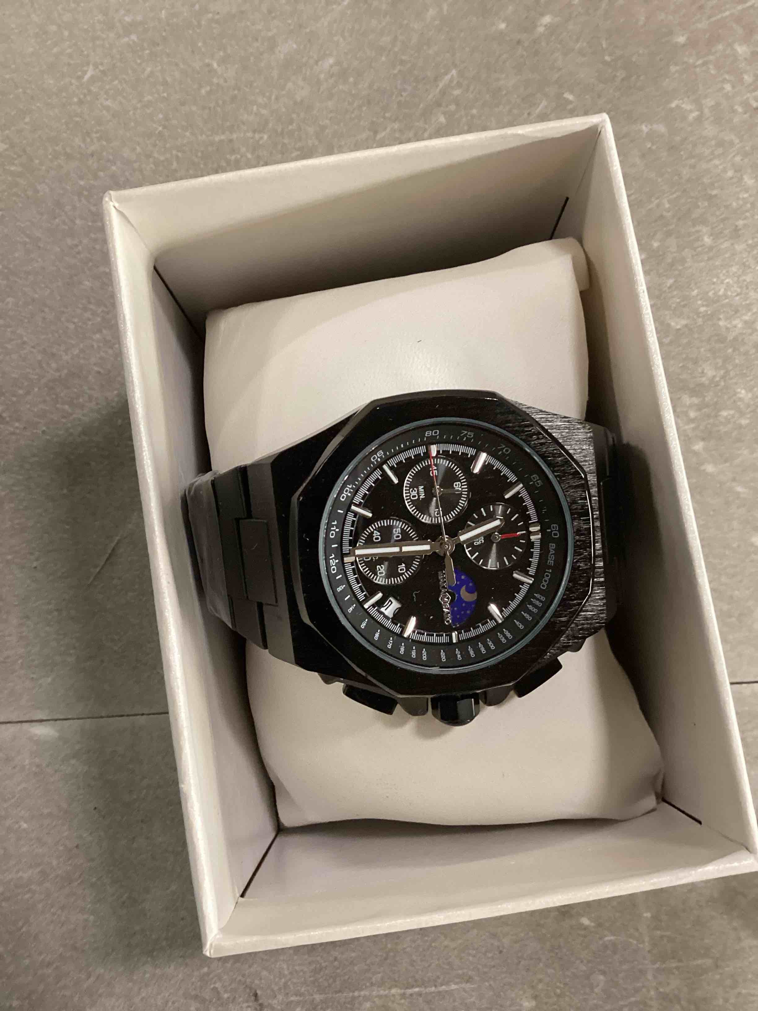 Maka M Bako men’s stainless steel watch black